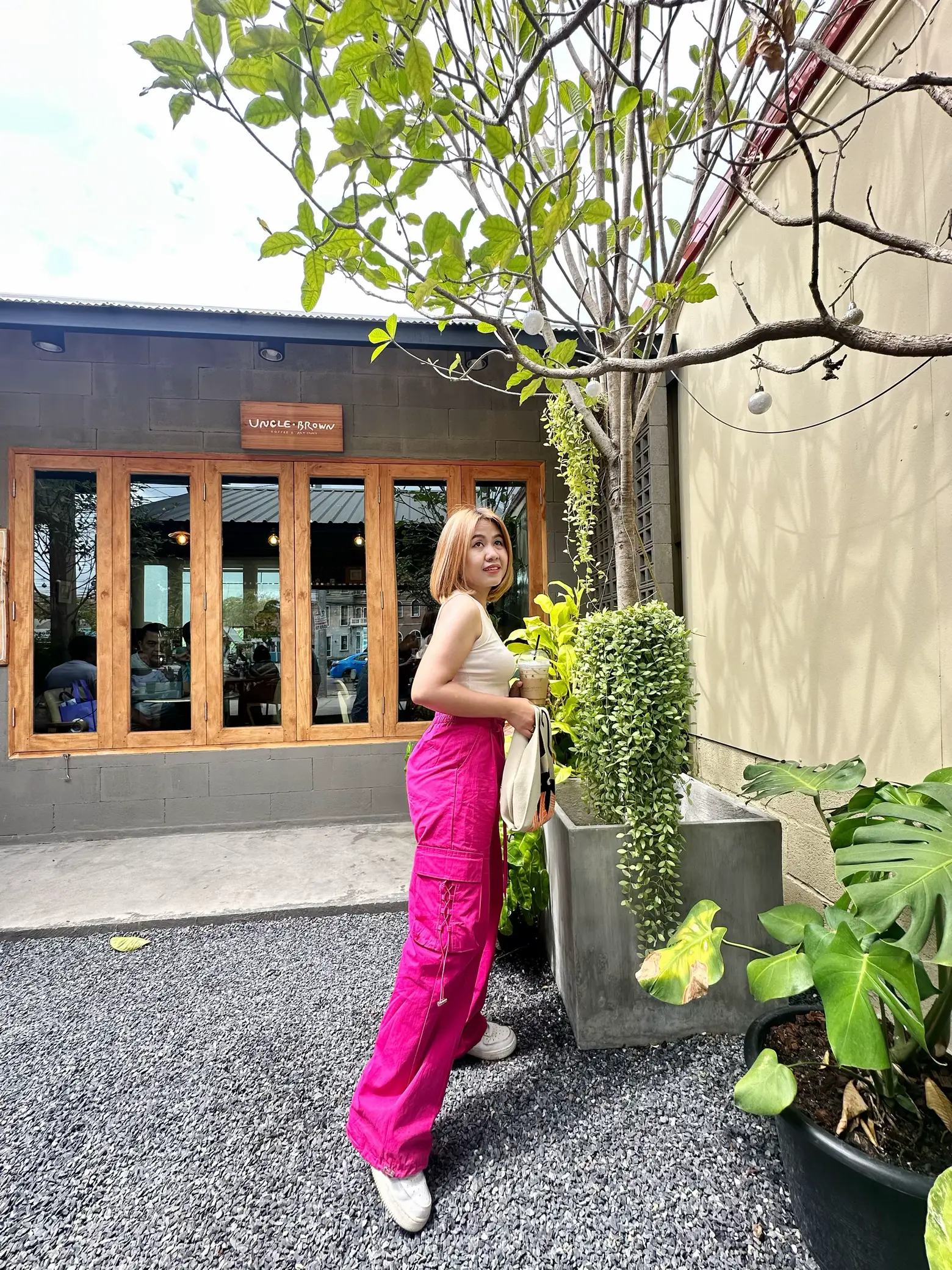 #ลุคหวานๆ #สาวตัวเล็ก #ถ่ายรูปยังไงให้ขายาว😄 | แกลเลอรีที่โพสต์โดย Sawi🍃 | Lemon8