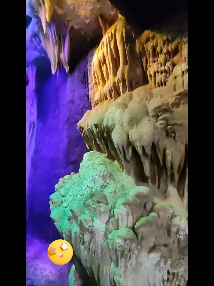 cave in the mall | Video dipublikasikan oleh Magic Of Light | Lemon8