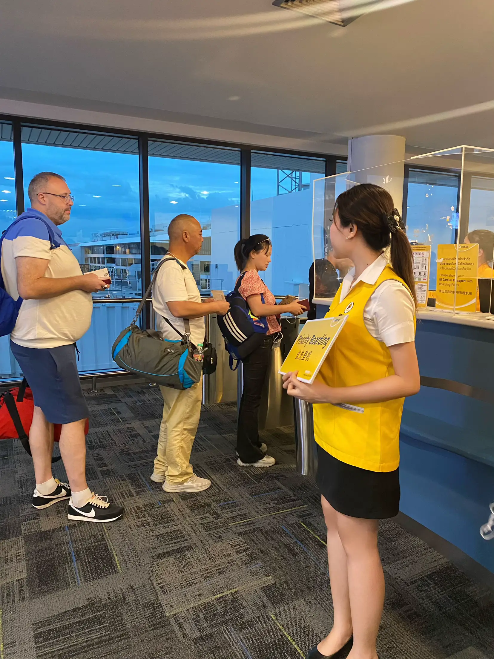 internship with Nok Air | แกลเลอรีที่โพสต์โดย poii | Lemon8