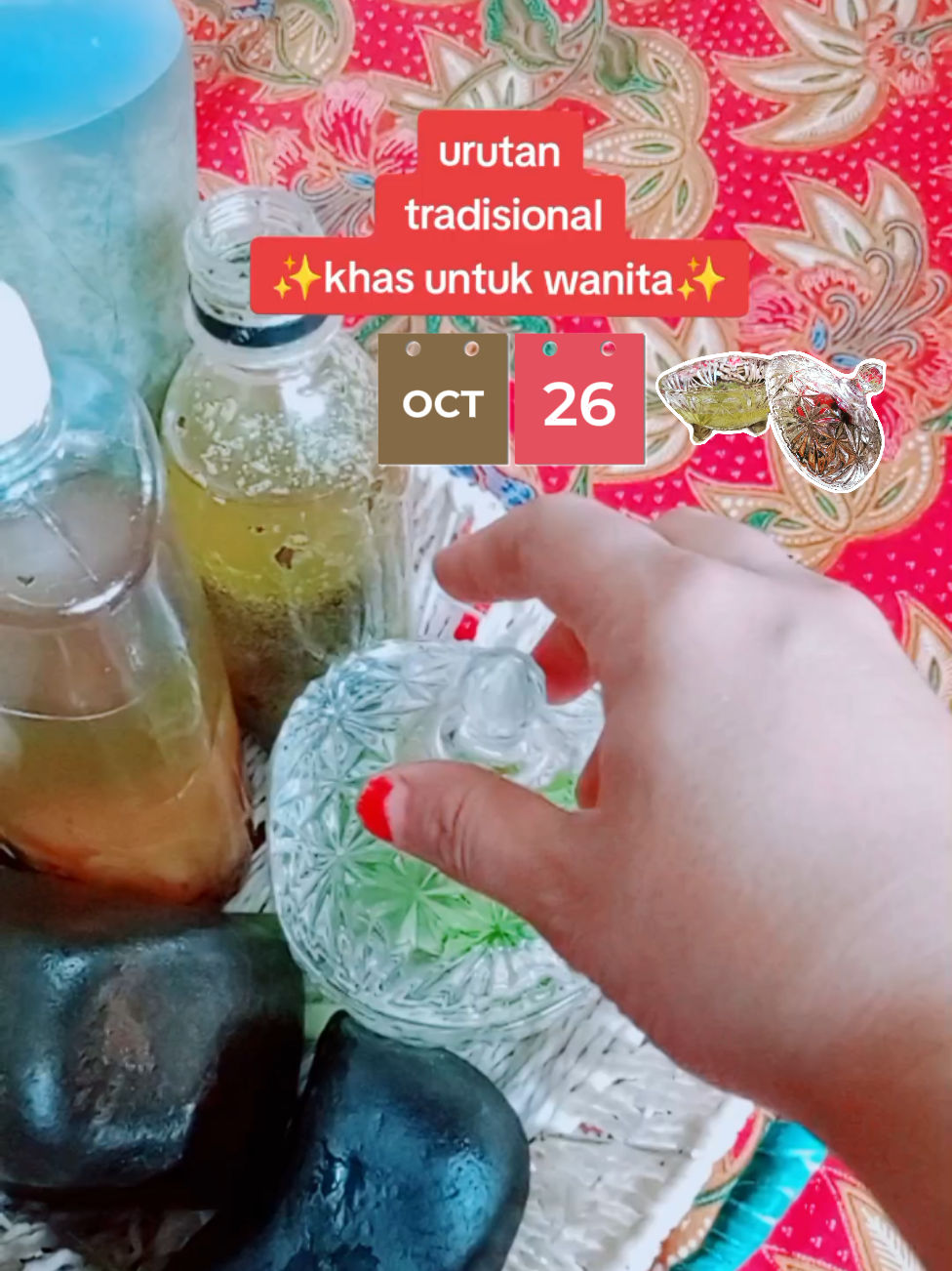 RAWATAN DAN URUTAN TRADISIONAL WANITA | Video diterbitkan oleh puteri | Lemon8