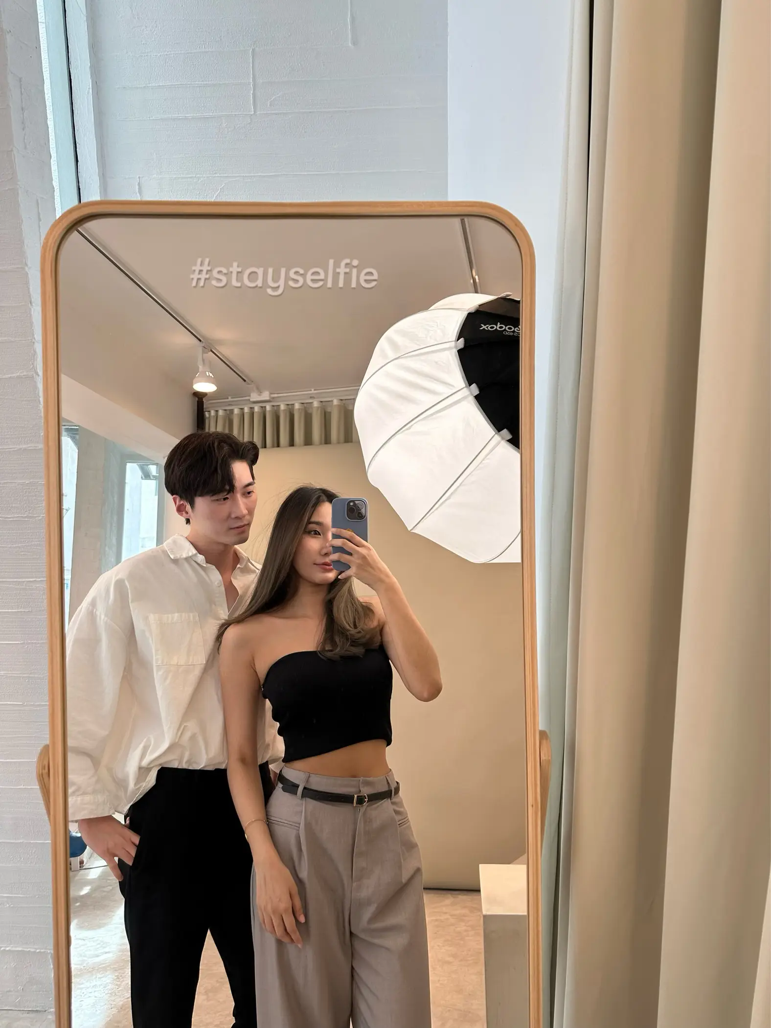 Stay studio📸ถ่ายรูปกับแฟนหวานกรุบ | แกลเลอรีที่โพสต์โดย By lanlalit | Lemon8