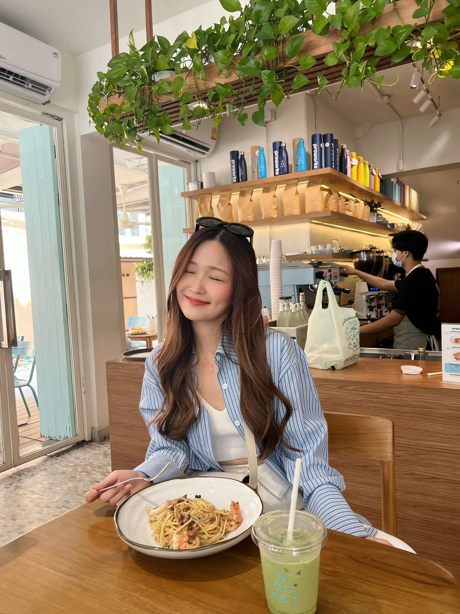 mood and tone cafe - การค้นหาใน Lemon8