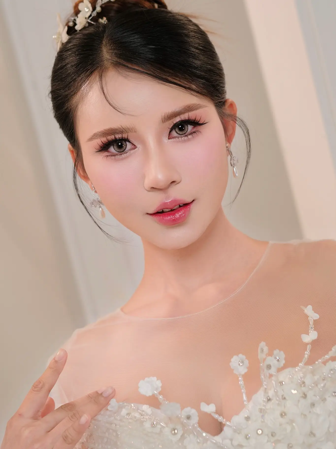 ผลงานการแต่เจ้าสาวให้หน้าหวานละมุน | แกลเลอรีที่โพสต์โดย Cholraya Makeup | Lemon8