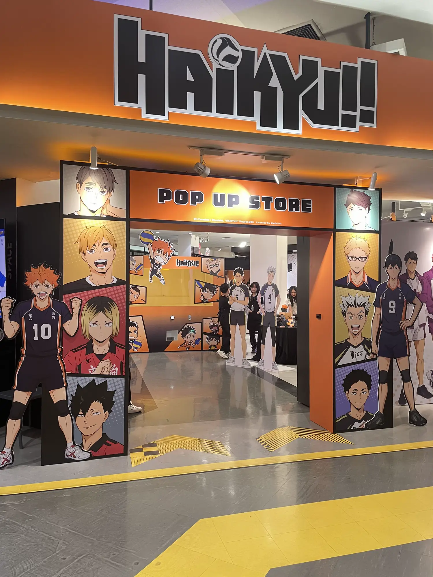 20 ไอเดียยอดนิยมเกี่ยวกับ Popup Store ในปี 2024