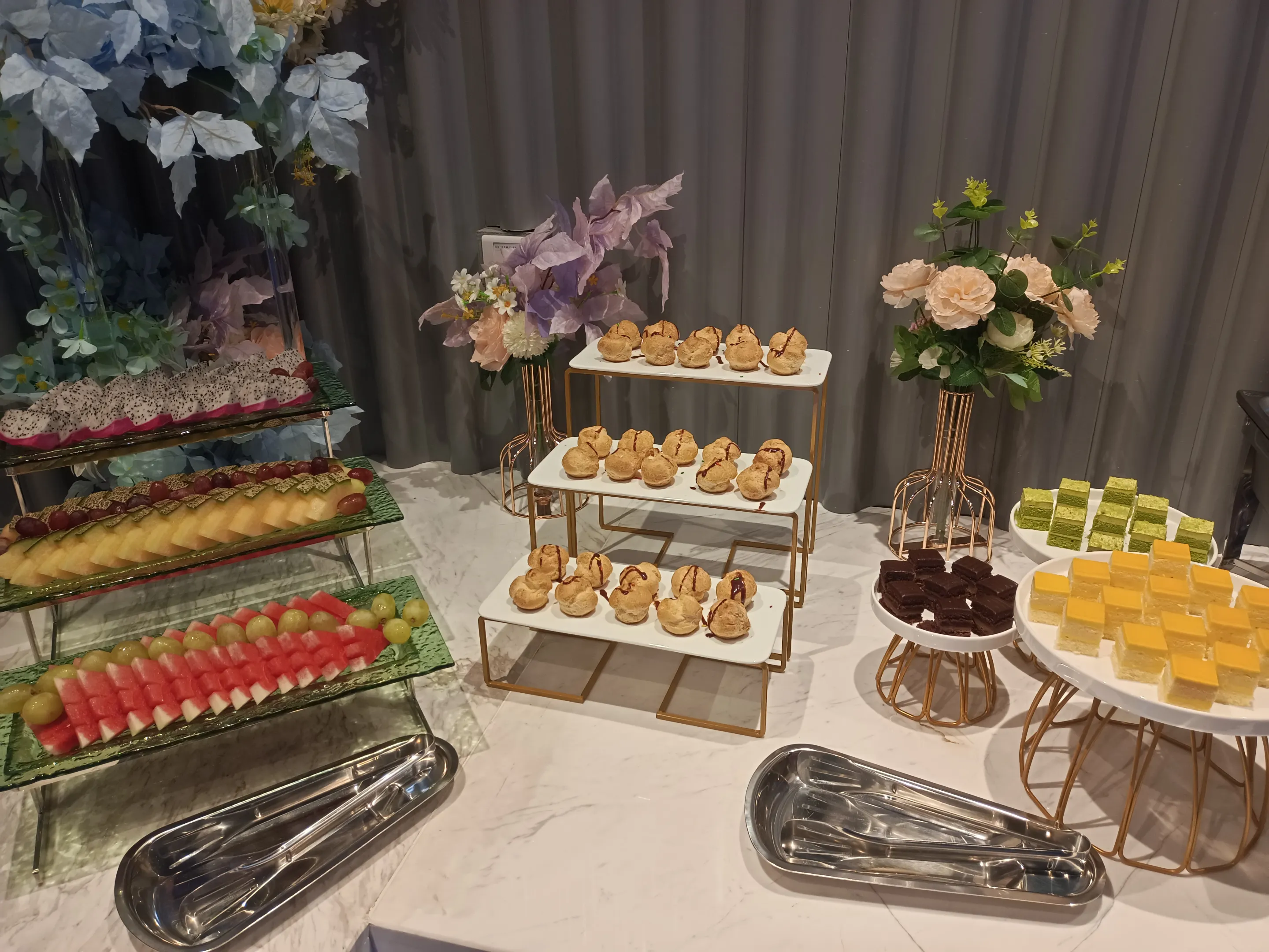 KARAOKE BUFFET WITH OYSTERS AND MALA?! | Gallery posted by Jesslyn | Lemon8