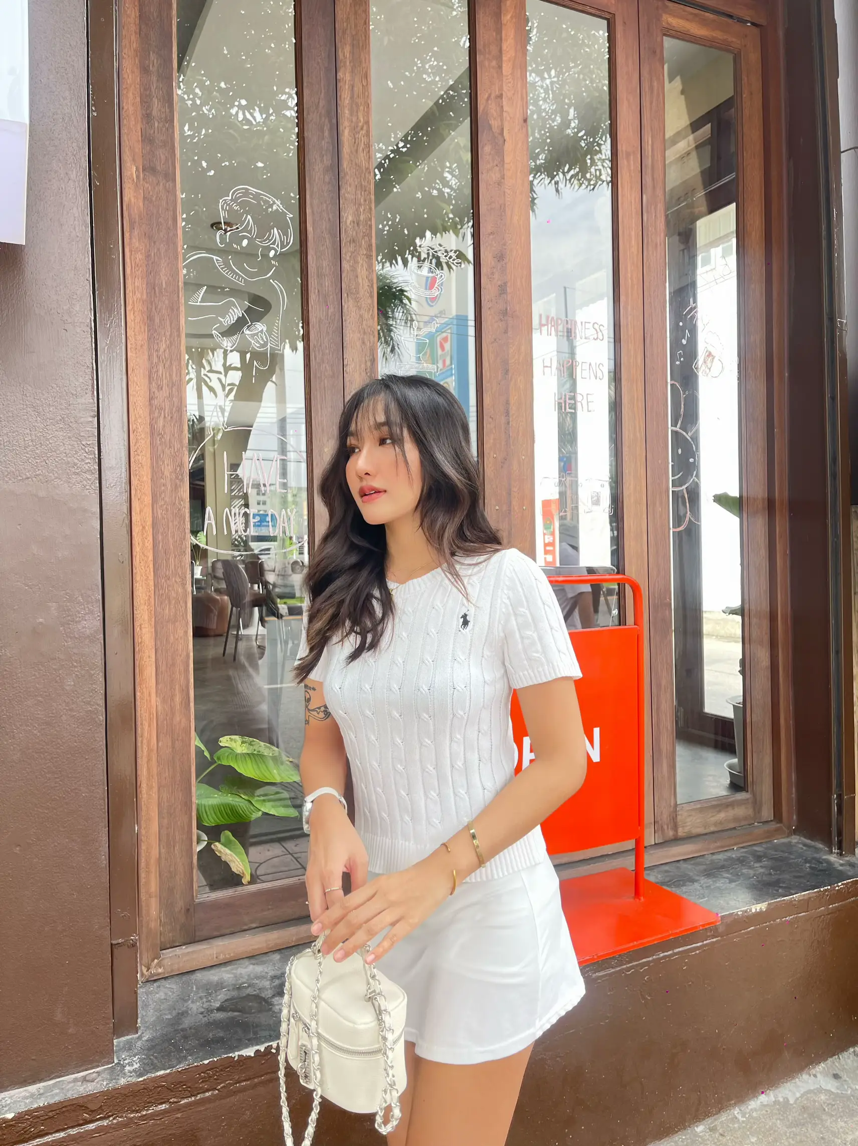 OOTD 🤍 Old money style : all white | แกลเลอรีที่โพสต์โดย Earndow 🧚🏼‍♀️ | Lemon8