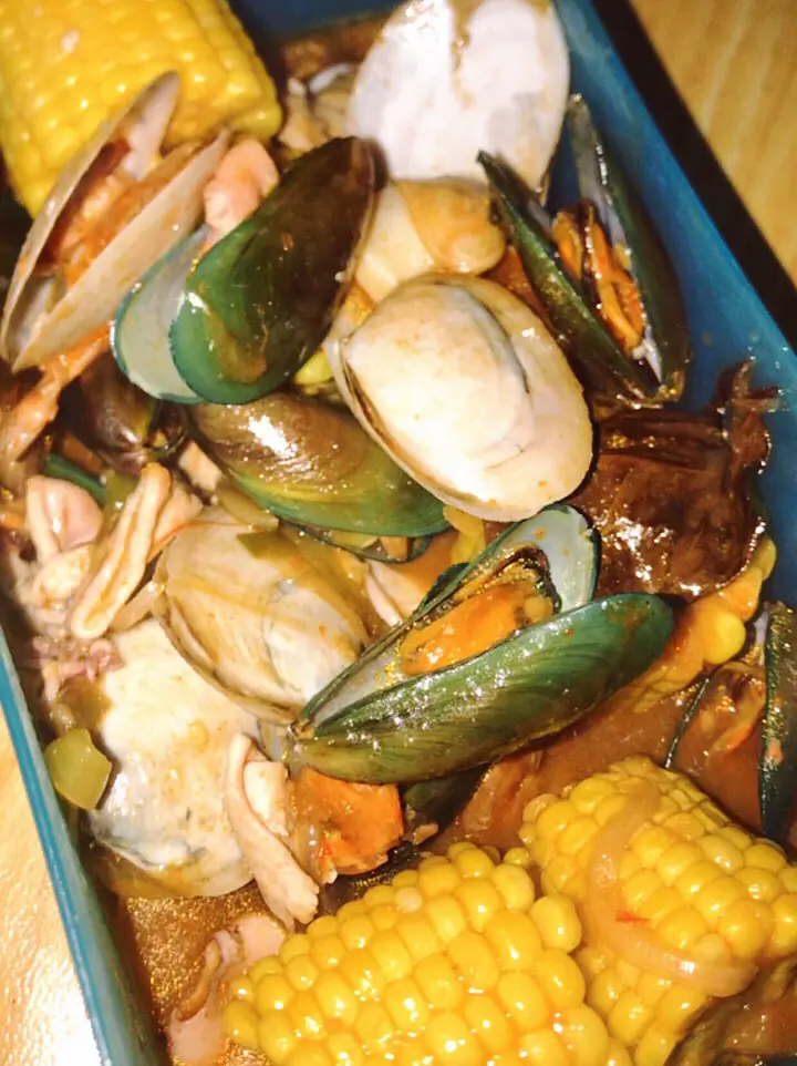 SEAFOOD SAUS PADANG BISA JADI IDE BISNIS | แกลเลอรีที่โพสต์โดย Wulan Jamil | Lemon8