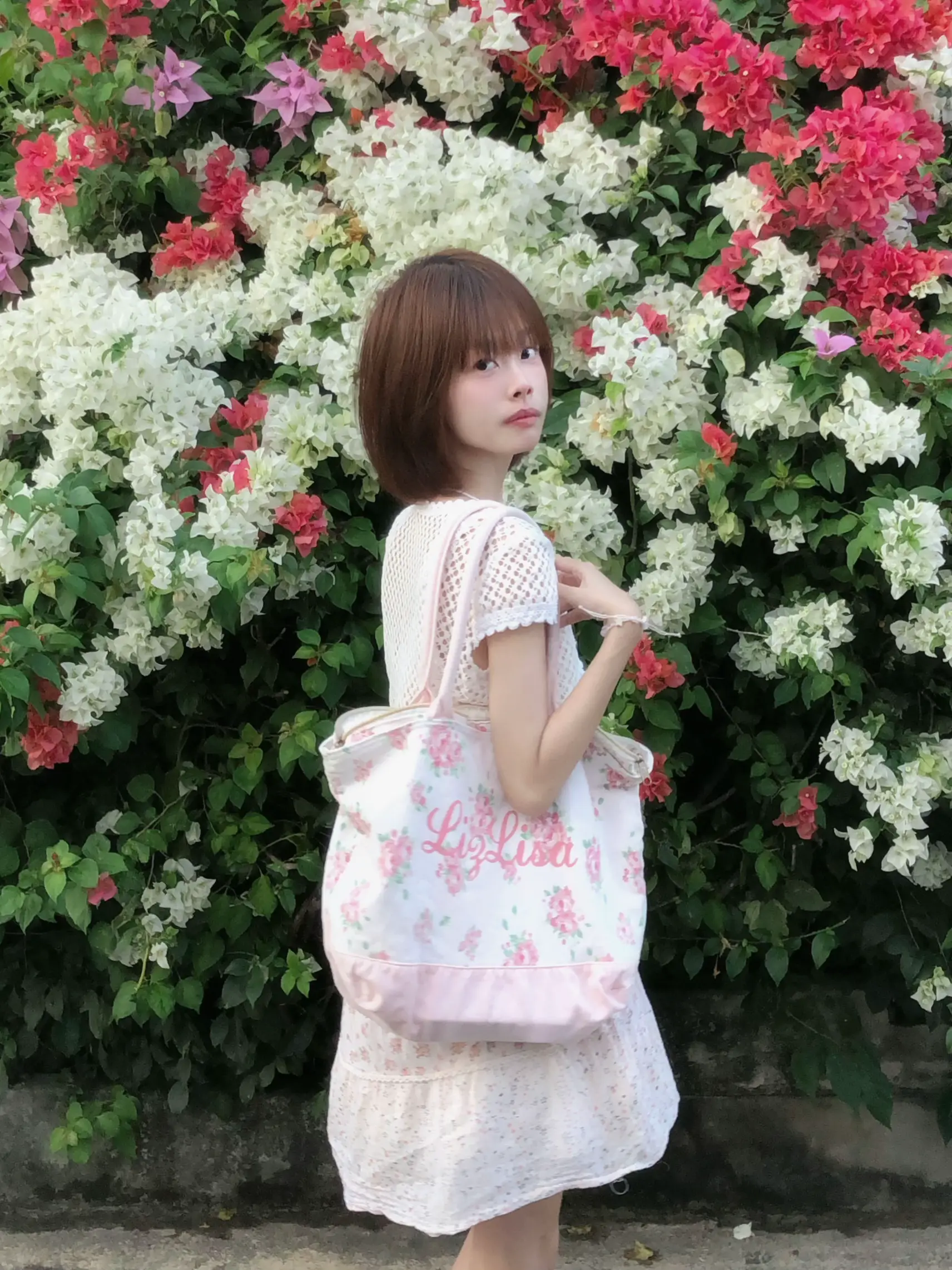 OOTD มินิเดรสแฟรี่สุดหวาน💐 | แกลเลอรีที่โพสต์โดย bibi | Lemon8