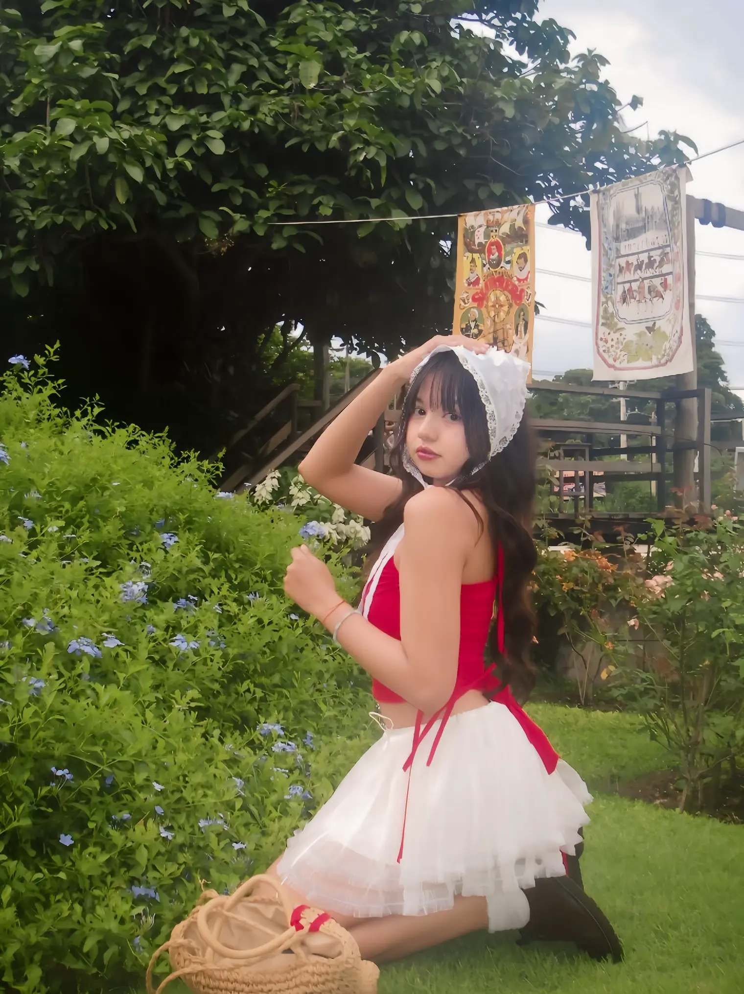 OOTD มาในลุคสาวน้อยเก็บดอกไม้ในสวนกันค่ะ🌺 | แกลเลอรีที่โพสต์โดย Ra Ri | Lemon8