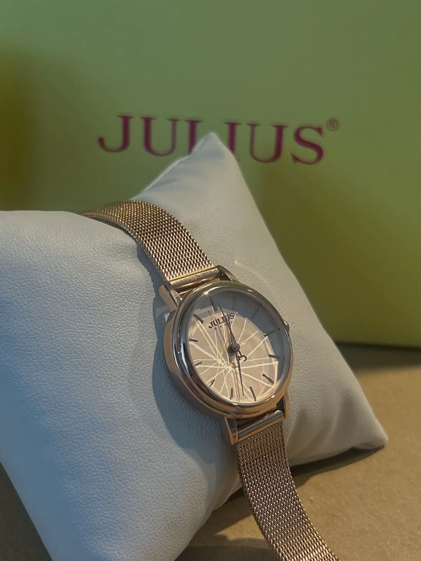 นาฬิกาผู้หญิง JULIUS รุ่นJA1120 B 🛍 | แกลเลอรีที่โพสต์โดย MUMIN | Lemon8