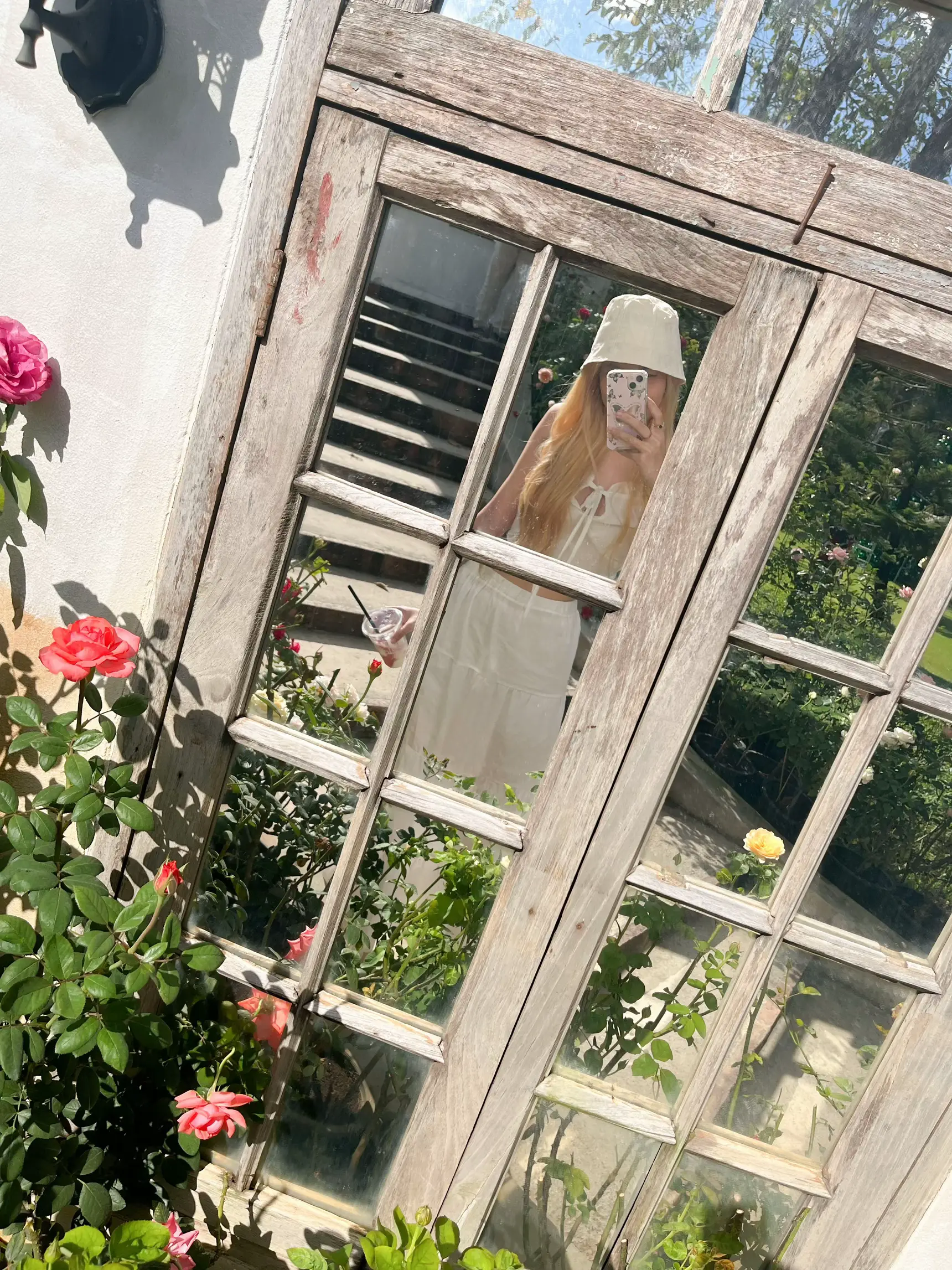 Fleur Cafe & Eatery, คาเฟ่ดอกกุหลาบ💖🥹💐 | แกลเลอรีที่โพสต์โดย bright 💐 ...