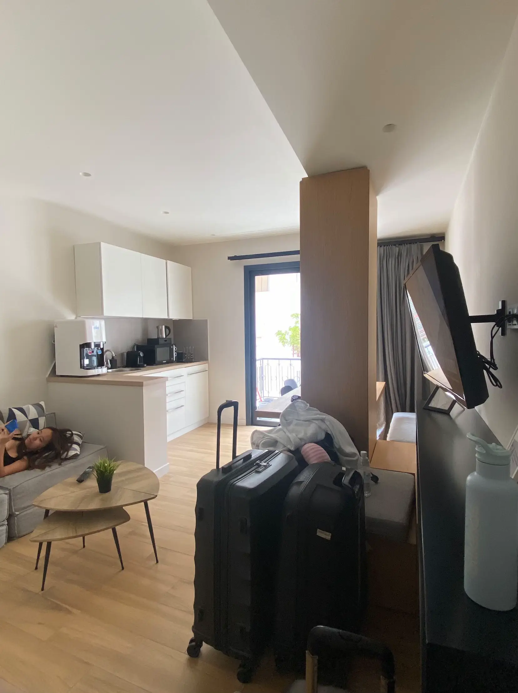 Amazing Airbnb in Athens for $67/night | Gallery posted by nico 🌷 | Lemon8