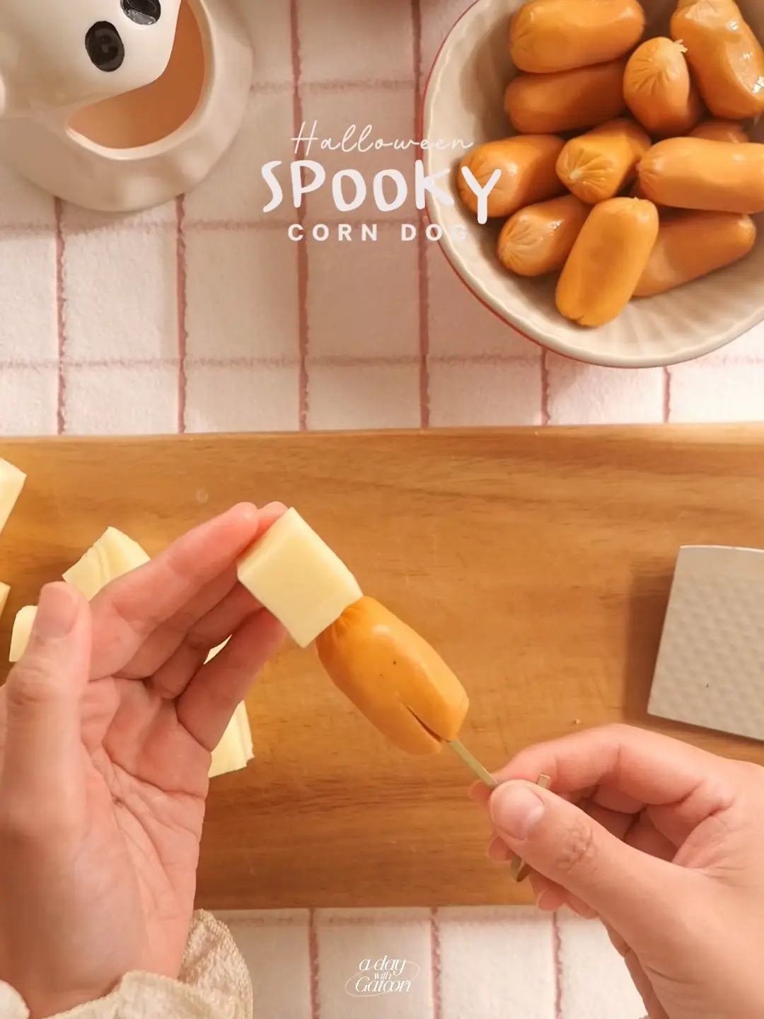 วิธีทำ Spooky Corn Dog 🌭👻🍗คอร์นด๊อกหมึกน้อยฮาโลวีน | แกลเลอรีที่โพสต์ ...