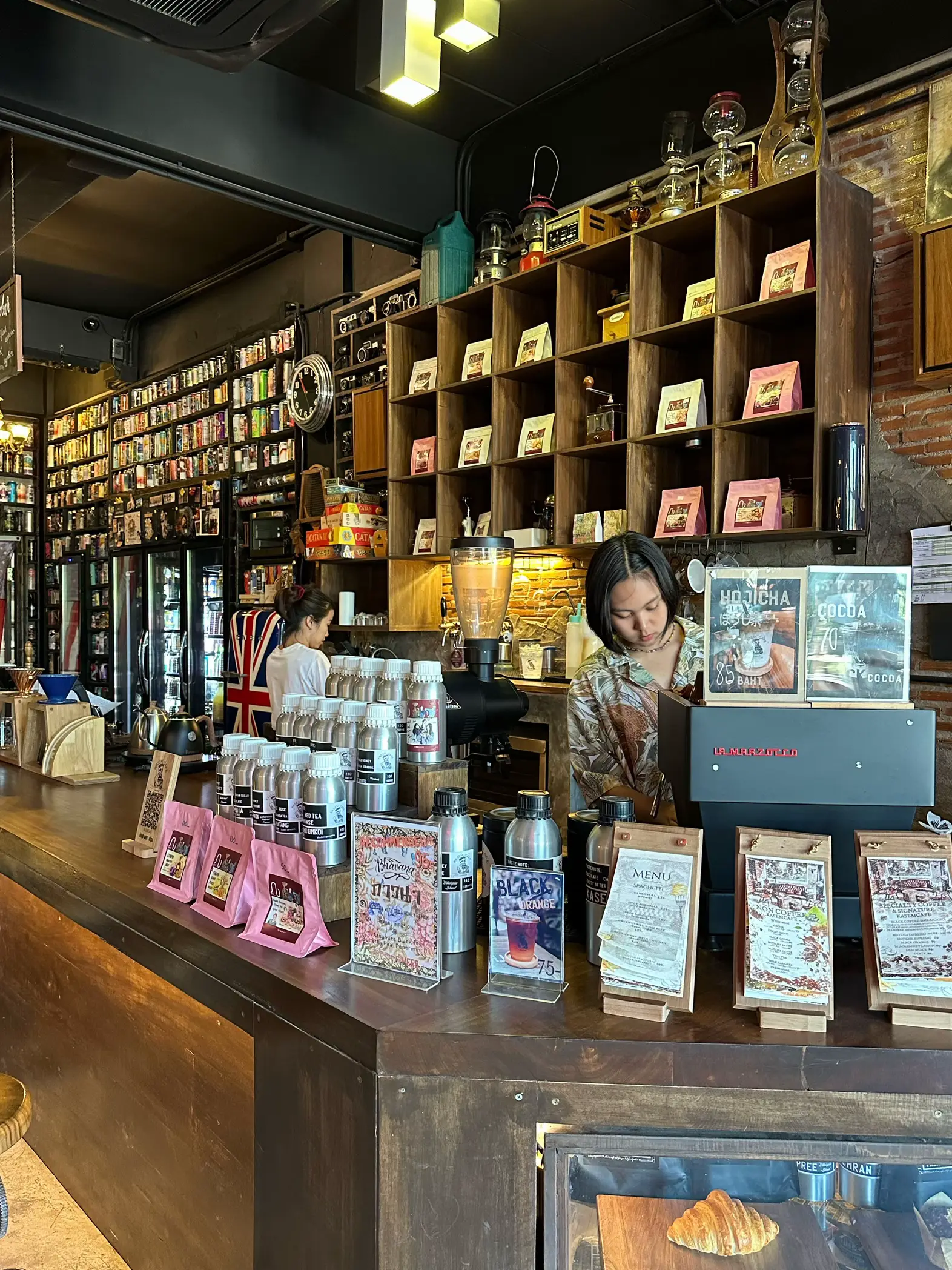 𝙺𝚊𝚜𝚎𝚖 𝚌𝚊𝚏𝚎, เกษม คาเฟ่สุดชิคสุดเท่แห่งระยอง | แกลเลอรีที่โพสต์โดย Fenafern | Lemon8