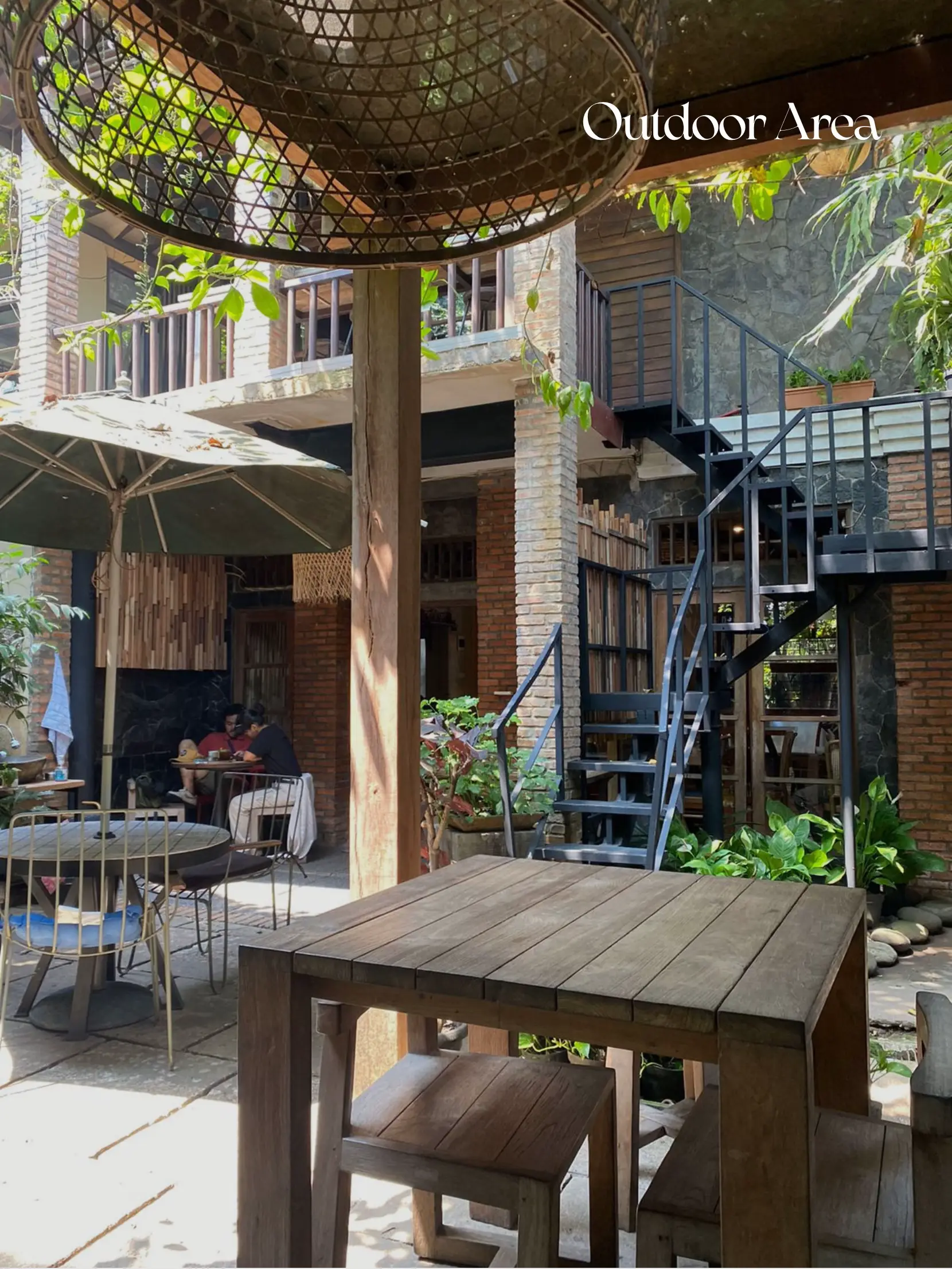 NGOPI DI CIBUBUR SERASA HEALING DI BALI?!🏝😍 | Galeri diposting oleh tempatujuan | Lemon8