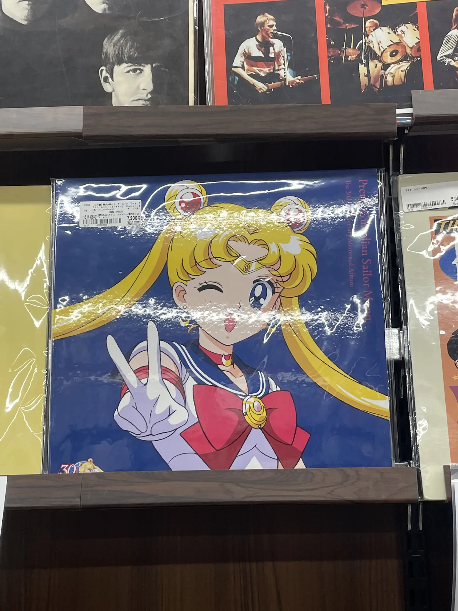 พาส่อง ‘BOOK OFF’ อาณาจักรของสะสมแห่งโอซาก้า 💿 | แกลเลอรีที่โพสต์โดย ...