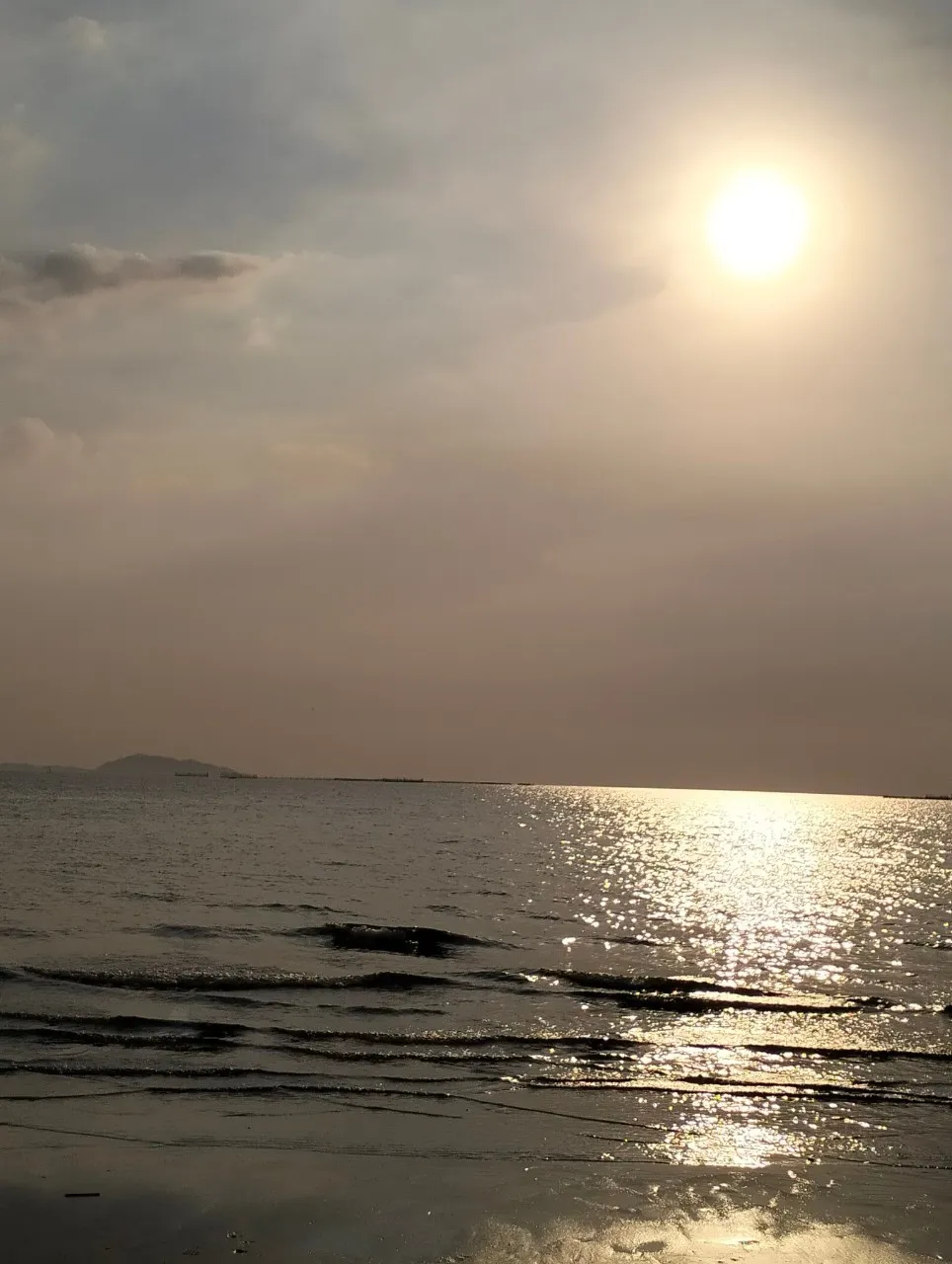 Sunset ⛅ | แกลเลอรีที่โพสต์โดย The H'our | Lemon8