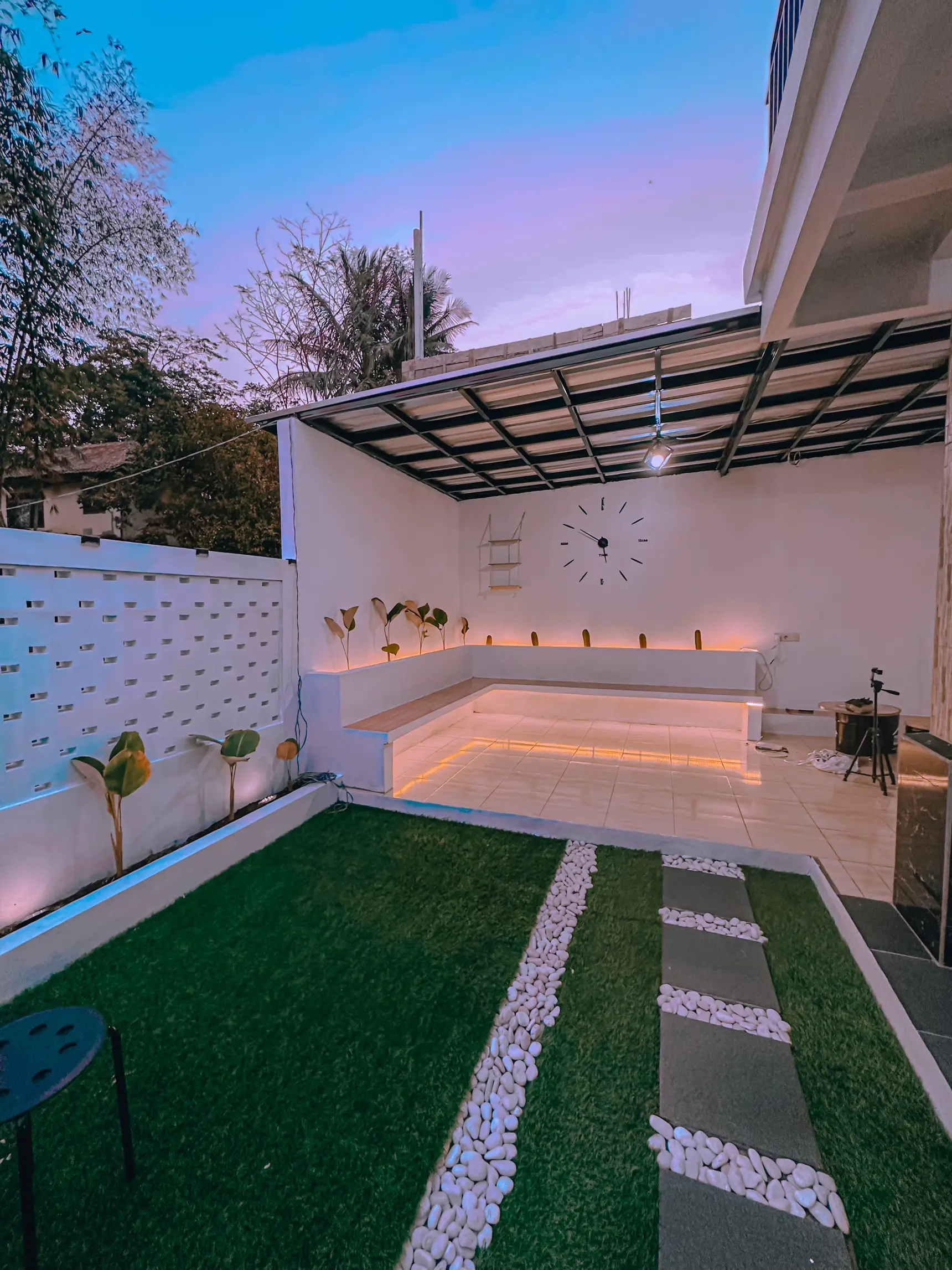 Ide teras aesthetic | Galeri diposting oleh Potret6 | Lemon8