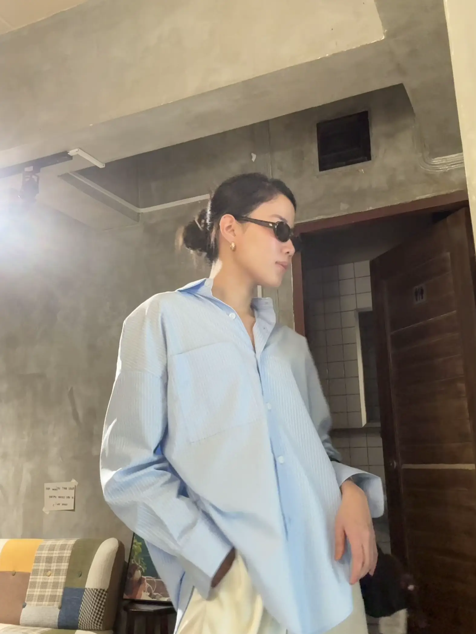 OOTD เชิร์ตฟ้าแมชกับซาตินมันดีมาก จะทางการ หรือไปชิลก็จ๋วยย 🤍 | แกลเลอ ...