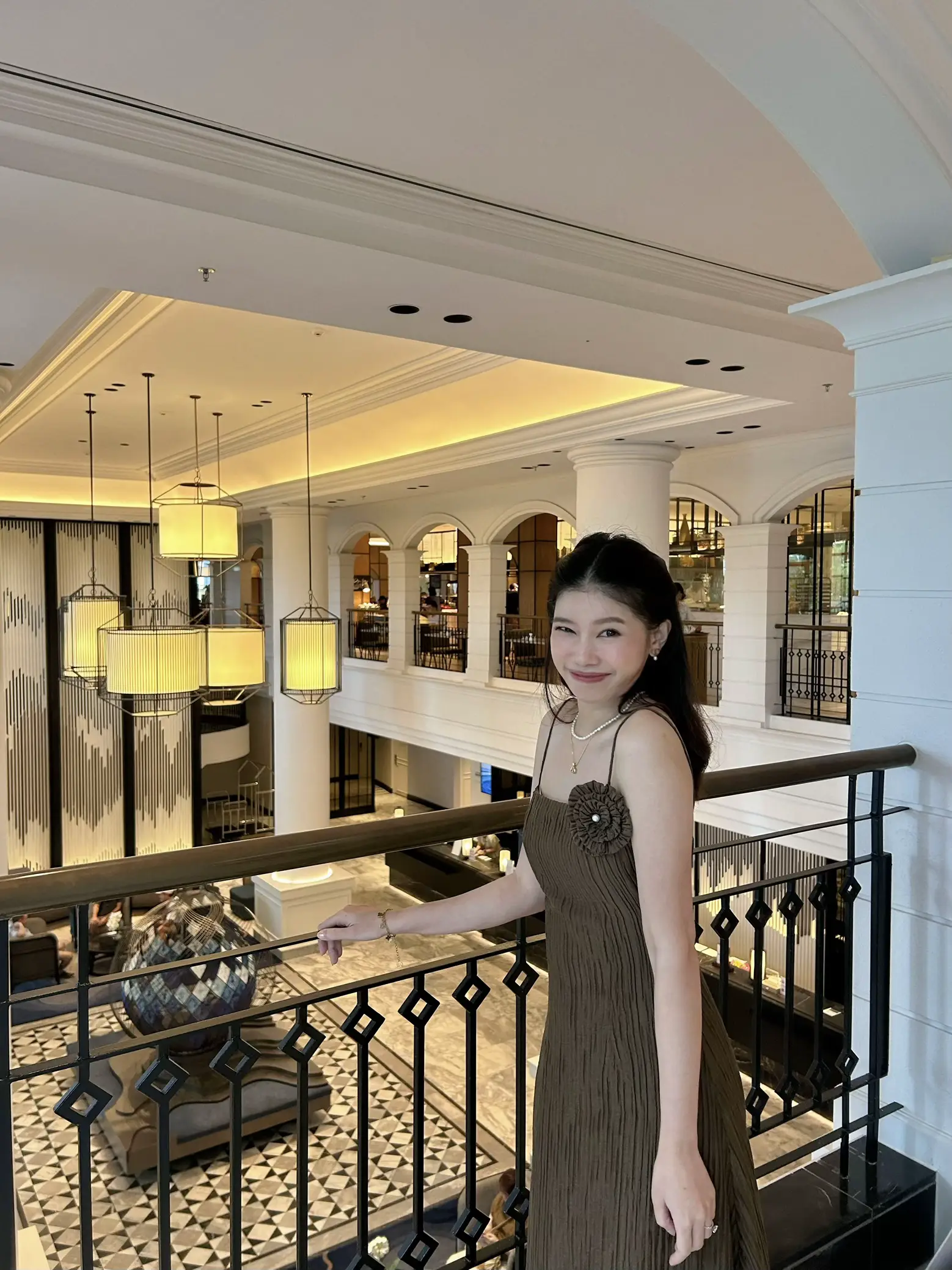 OOTD : ชุดไปงานแต่งงานโทนสีน้ำตาล สวย แพง ฉบับสาว 154 cm | แกลเลอรีที่โพสต์โดย ♡ MANOW ♡ | Lemon8