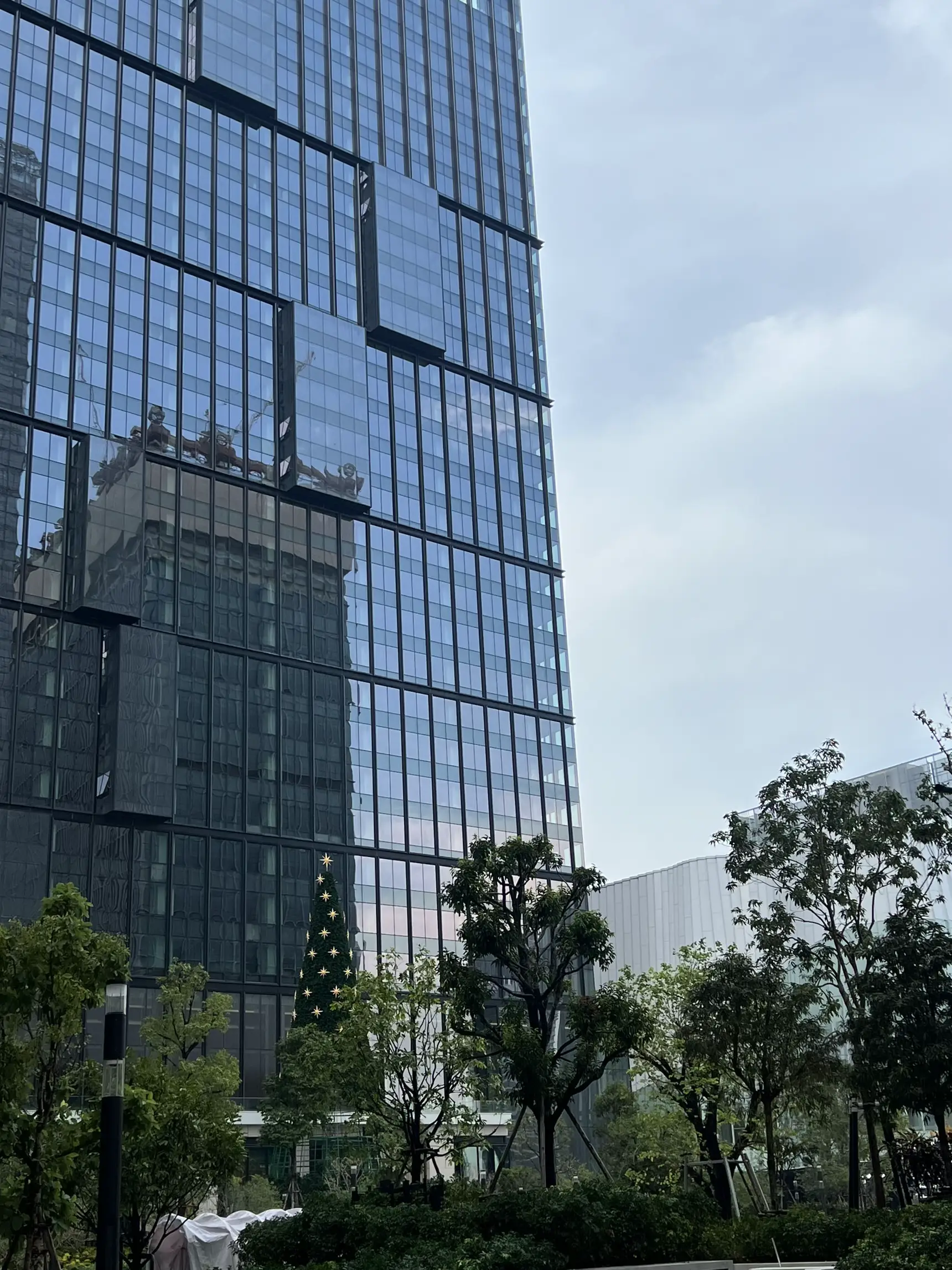 เสื้อมิลาน ทวิต ตัวโปรด🍋🥰 OOtd | แกลเลอรีที่โพสต์โดย Busaraptc | Lemon8