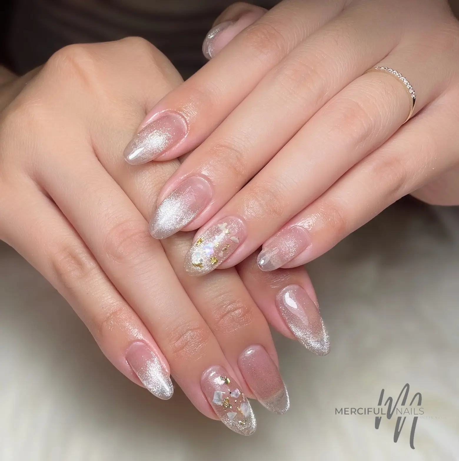 เรียบหรู ดูแพง | แกลเลอรีที่โพสต์โดย Merciful•nail | Lemon8