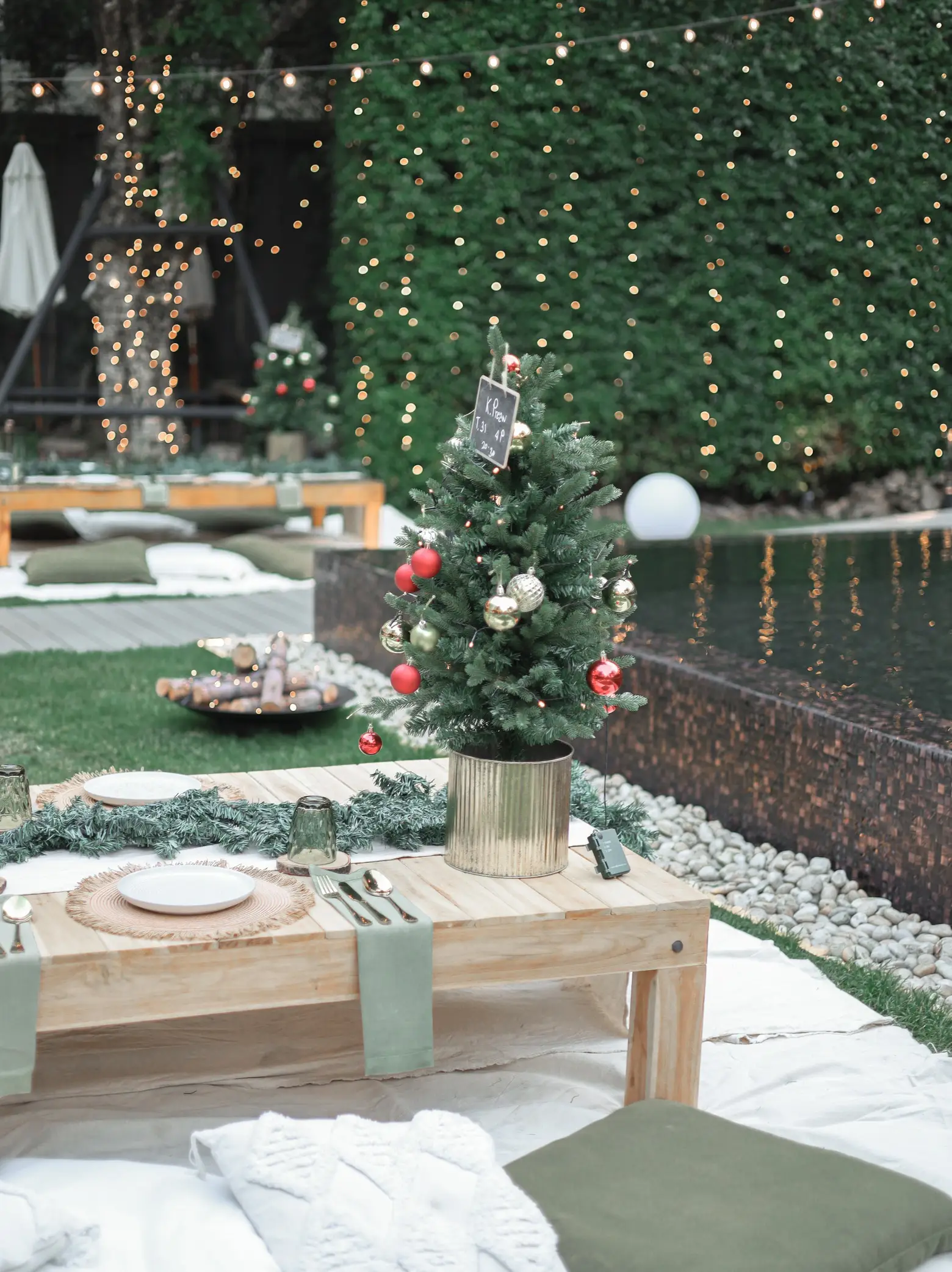 Christmas Picnics ที่ Embers 🎄 | แกลเลอรีที่โพสต์โดย Opality | Lemon8