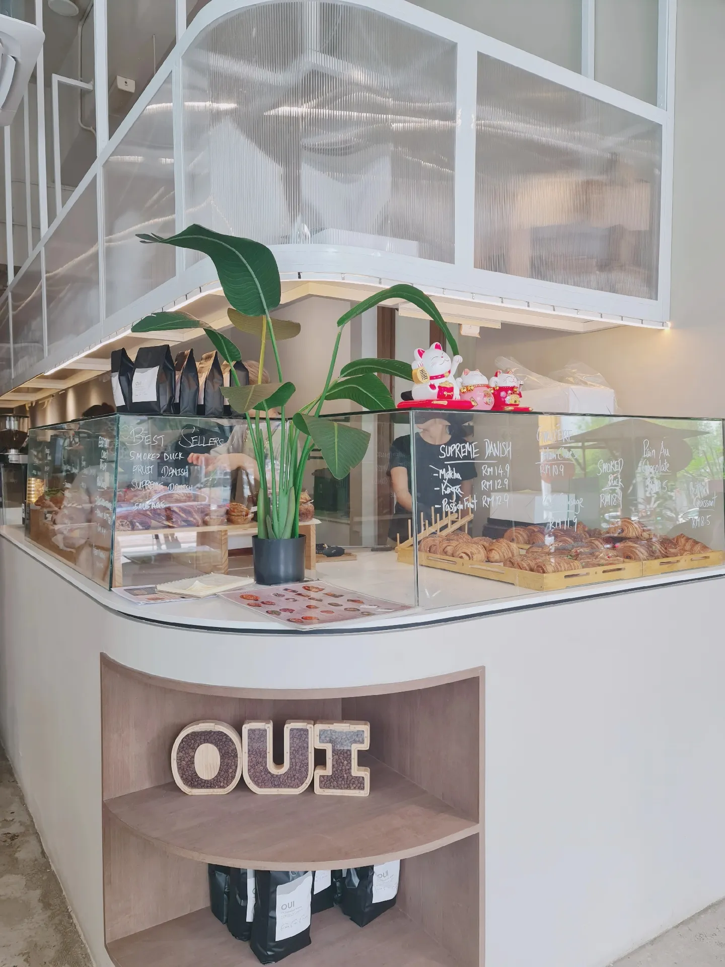 OUI BAKEHOUSE & CAFE very delicious pastry | Galeri disiarkan oleh Misa ...