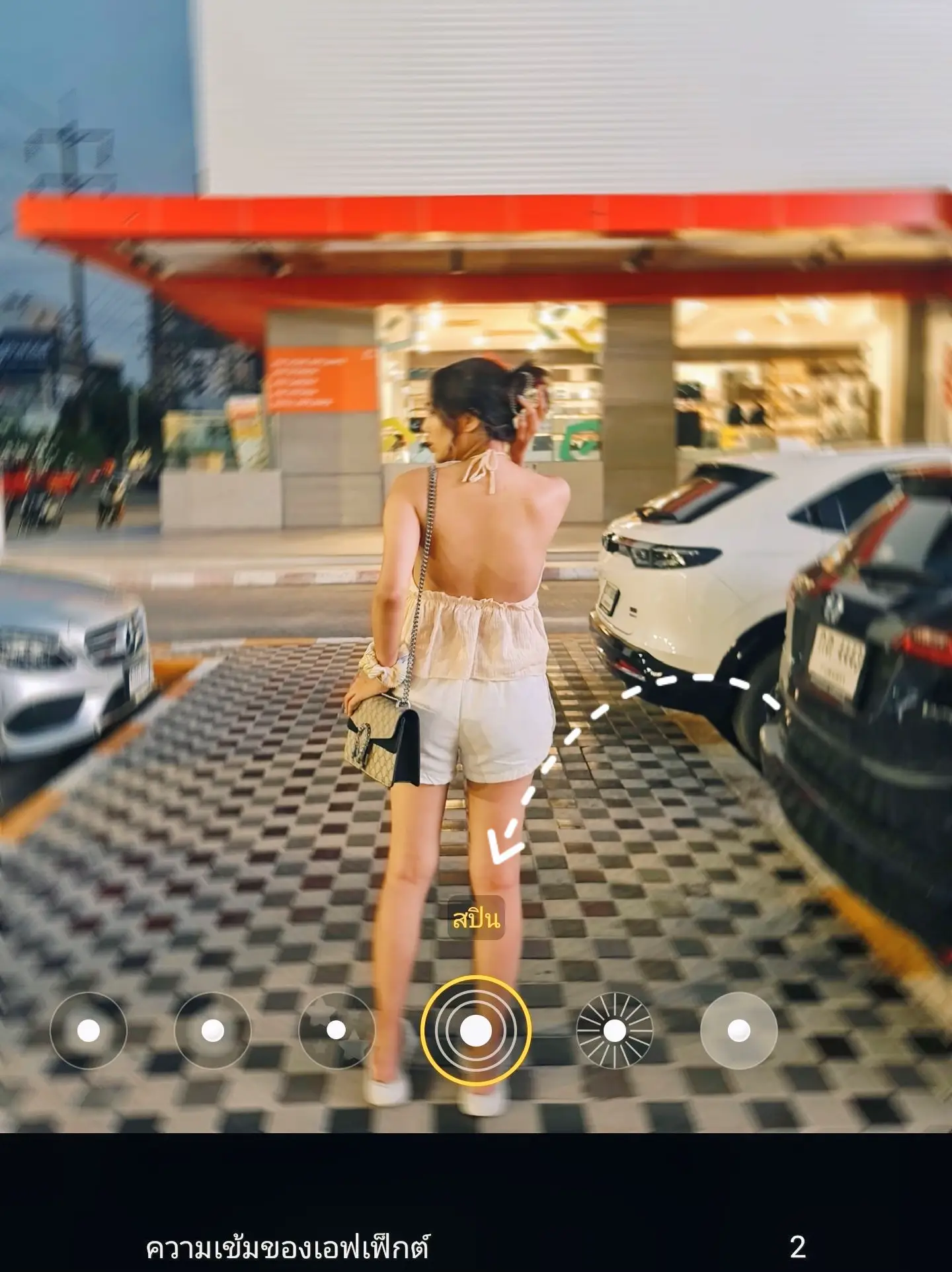 Composed Blurred Background Figure with Android [SAMSUNG] | Gallery posted by PP.PAPIT | Lemon8