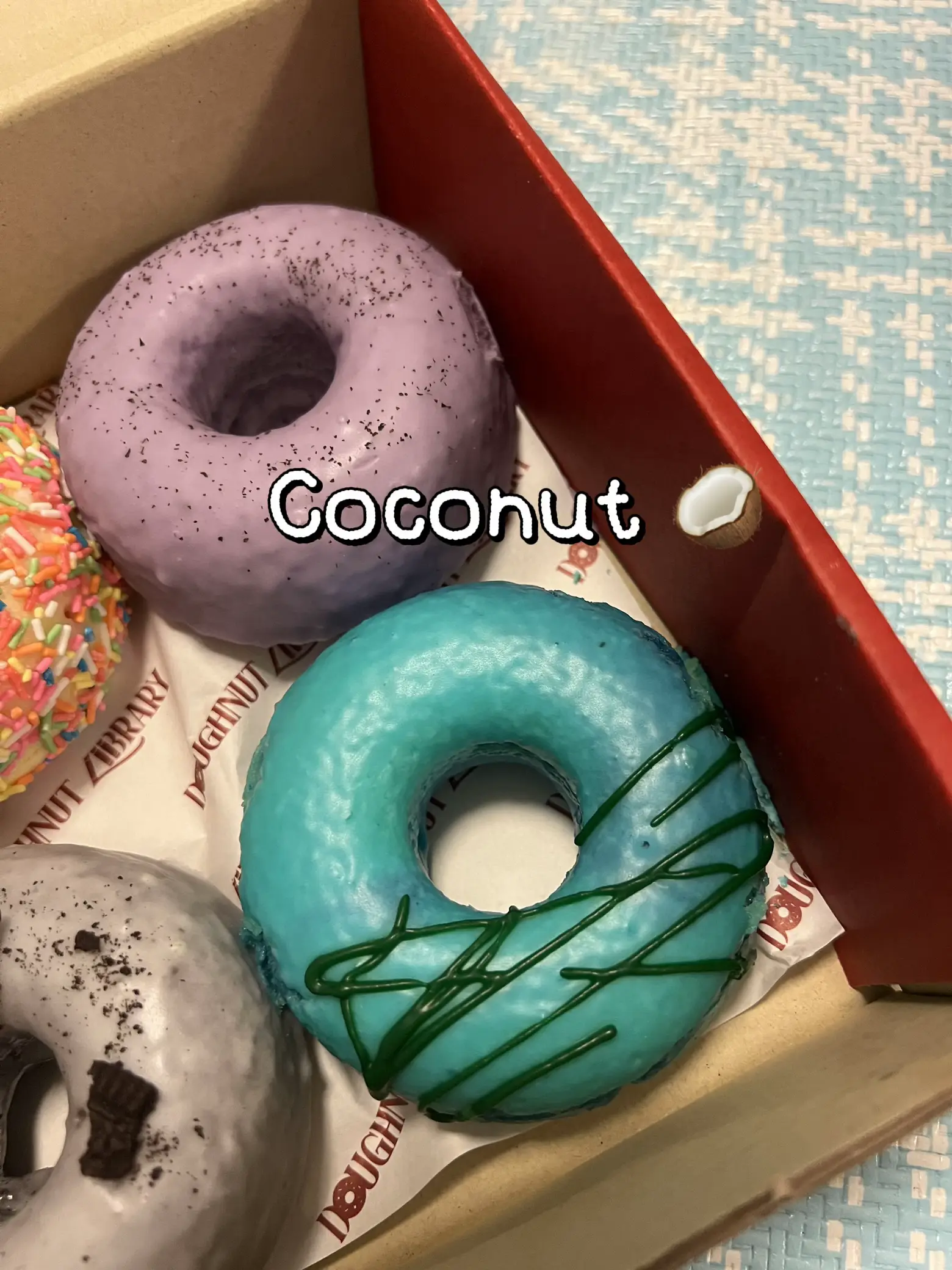 DOUGHNUT LIBRARY โดนัทเจ้าดัง แต่อร่อยมั้ย!? 🤔 | แกลเลอรีที่โพสต์โดย ...