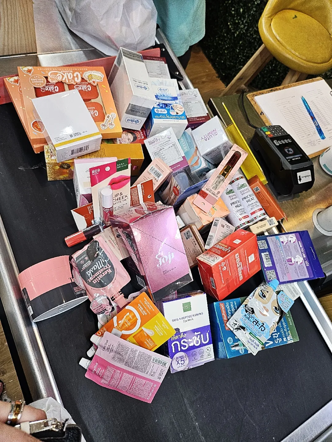 Tofu Skin Care | Bangkok 🇹🇭 | Galeri disiarkan oleh Rina | Lemon8
