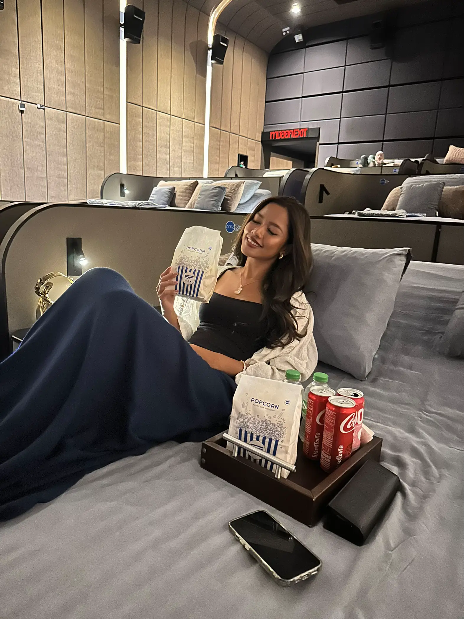 Bed Cinema | แกลเลอรีที่โพสต์โดย Supicha June | Lemon8
