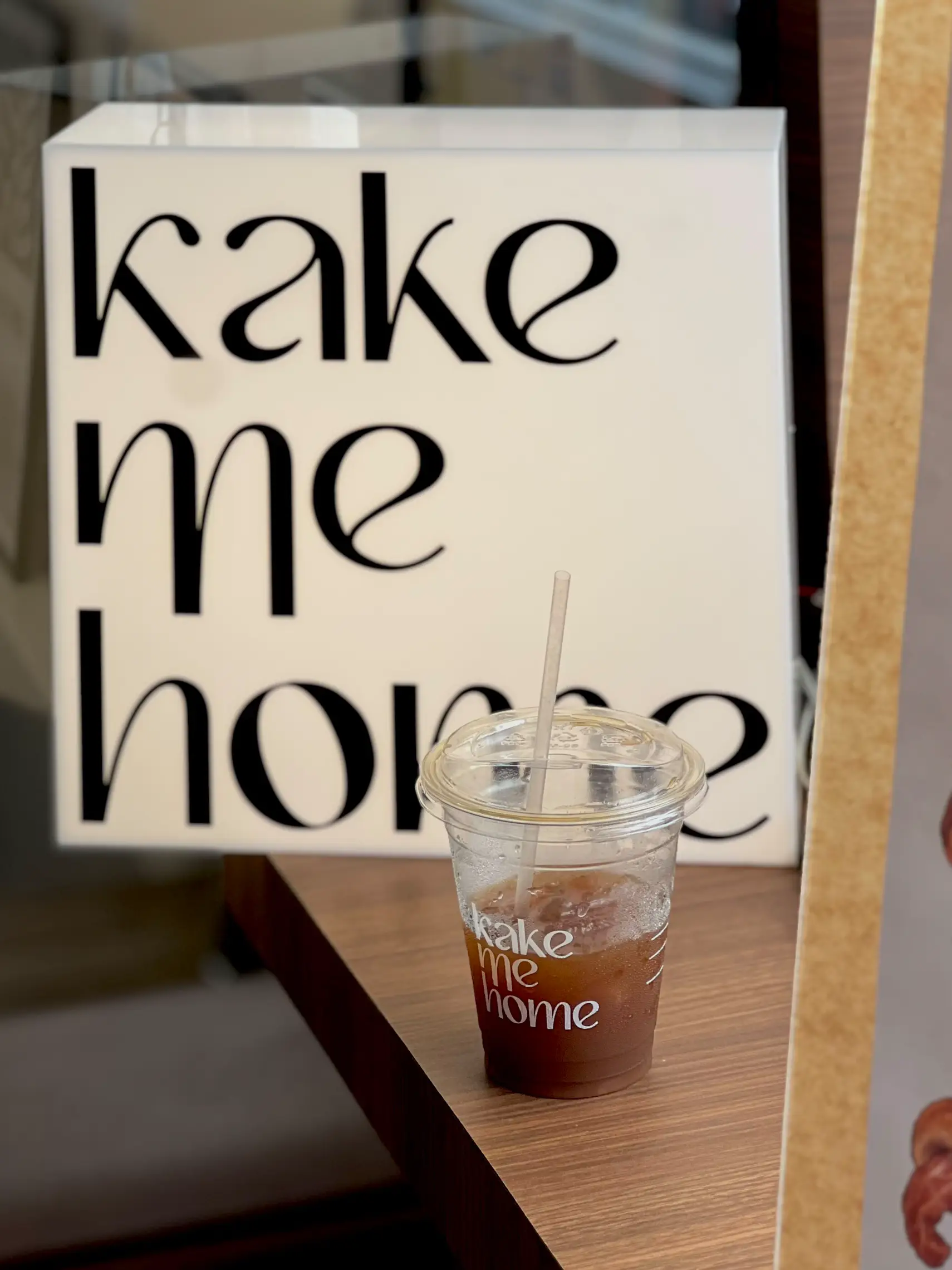 Kake me home 🥐🍰 | คาเฟ่ที่ตกแต่งได้สวยมากๆ 😍 | แกลเลอรีที่โพสต์โดย ...