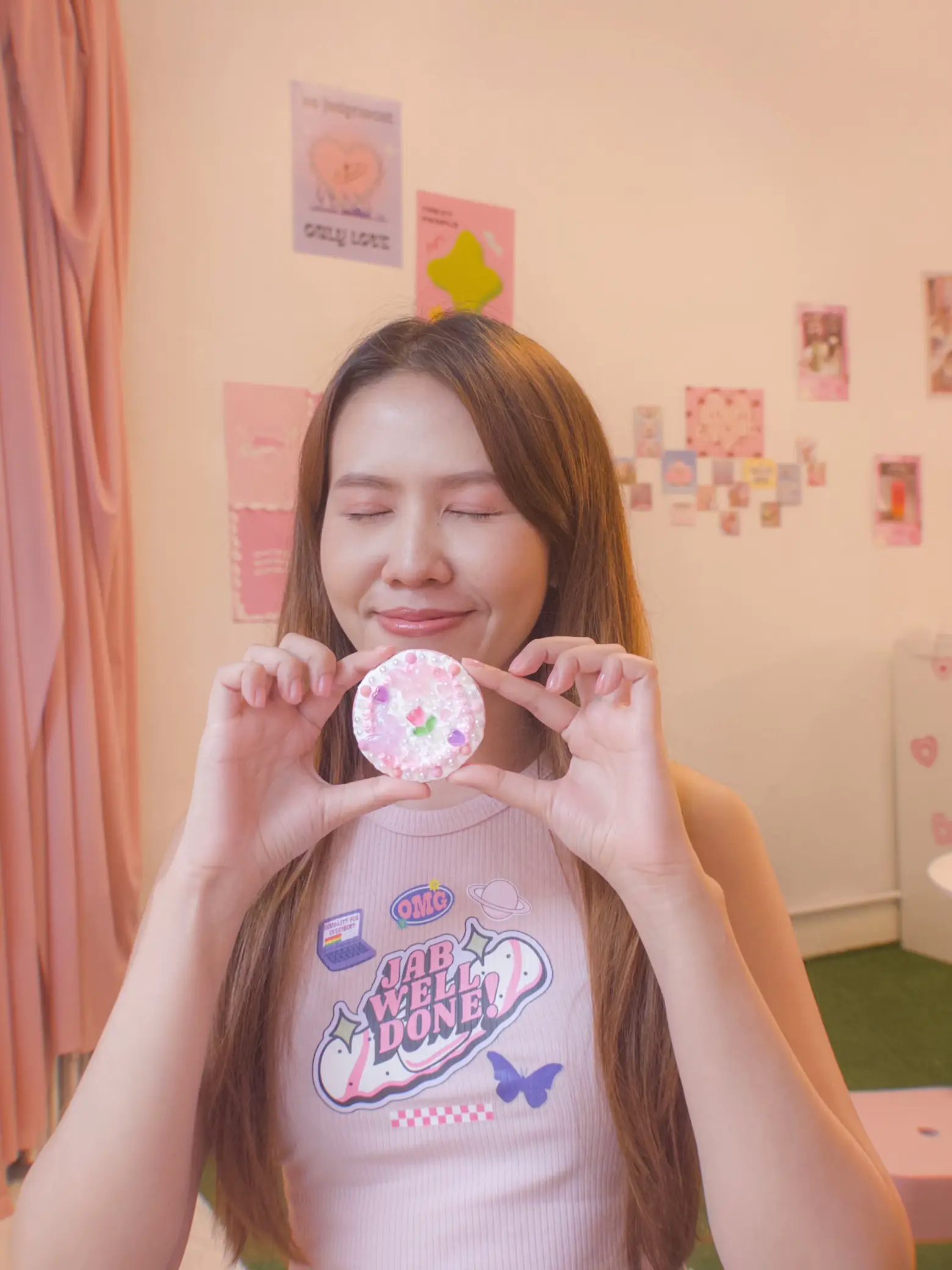 คาเฟ่สีชมพูที่น่ารักมาก ย่านฝั่งธน ต้องมาลอง แกลเลอรีที่โพสต์โดย Janniecnp Lemon8