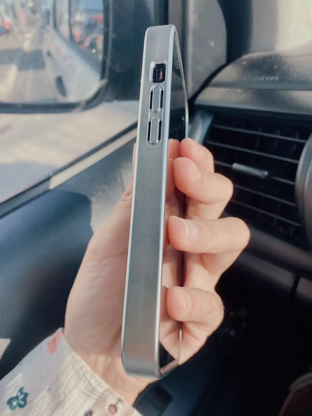 Casetify Rabbit Ribbon 🐰🤏🏻 | แกลเลอรีที่โพสต์โดย ☁️ 𝐊𝐡𝐮𝐧𝐡𝐚𝐭𝐡𝐚𝐢 🐭 | Lemon8