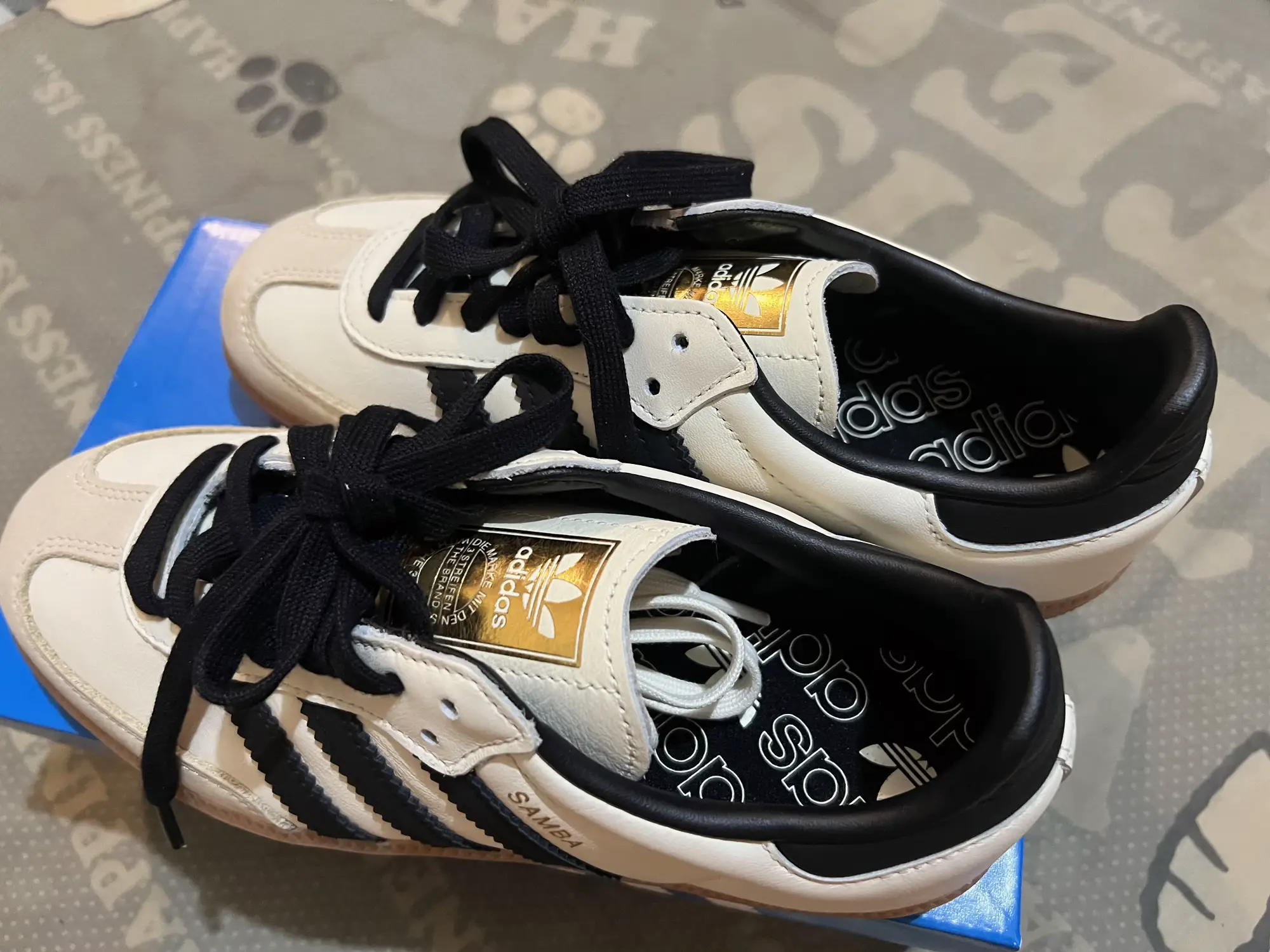 Adidas Samba OG Cream White Sand Strata | แกลเลอรีที่โพสต์โดย NM_jib | Lemon8