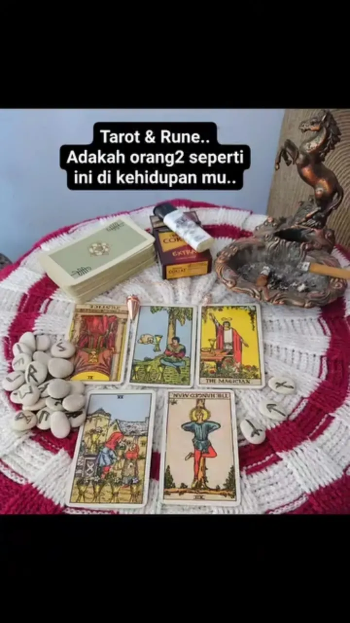 tarot dan runes | Video dipublikasikan oleh Tata Mayr | Lemon8