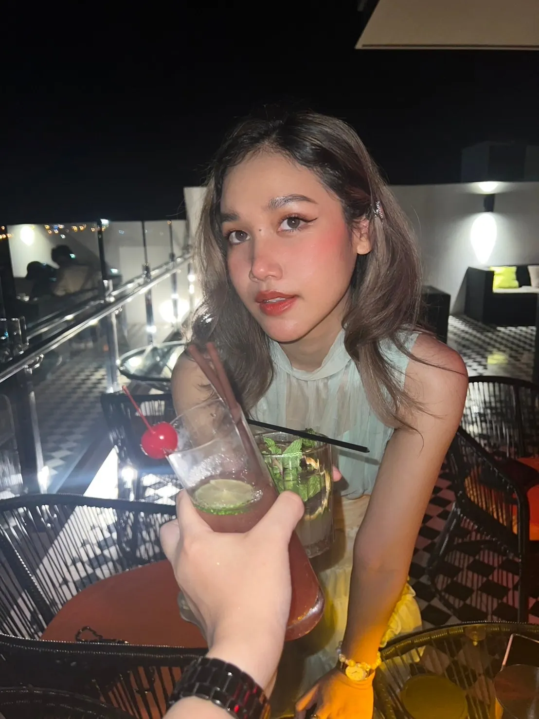 Night Party ไปดื่มไปดริ้ง | แกลเลอรีที่โพสต์โดย TNP Lifestyle | Lemon8