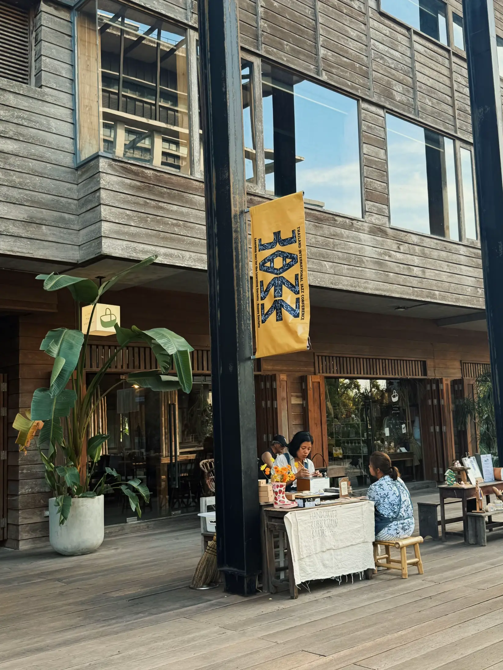 Little Tree Grocery คาเฟ่มู้ดดี มาปล่อยใจ ในมหิดล | แกลเลอรีที่โพสต์โดย Icee ice 🧊 | Lemon8