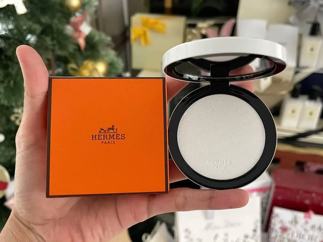 Hermes Plein Air, Radiant matte powder | แกลเลอรีที่โพสต์โดย Hive ...