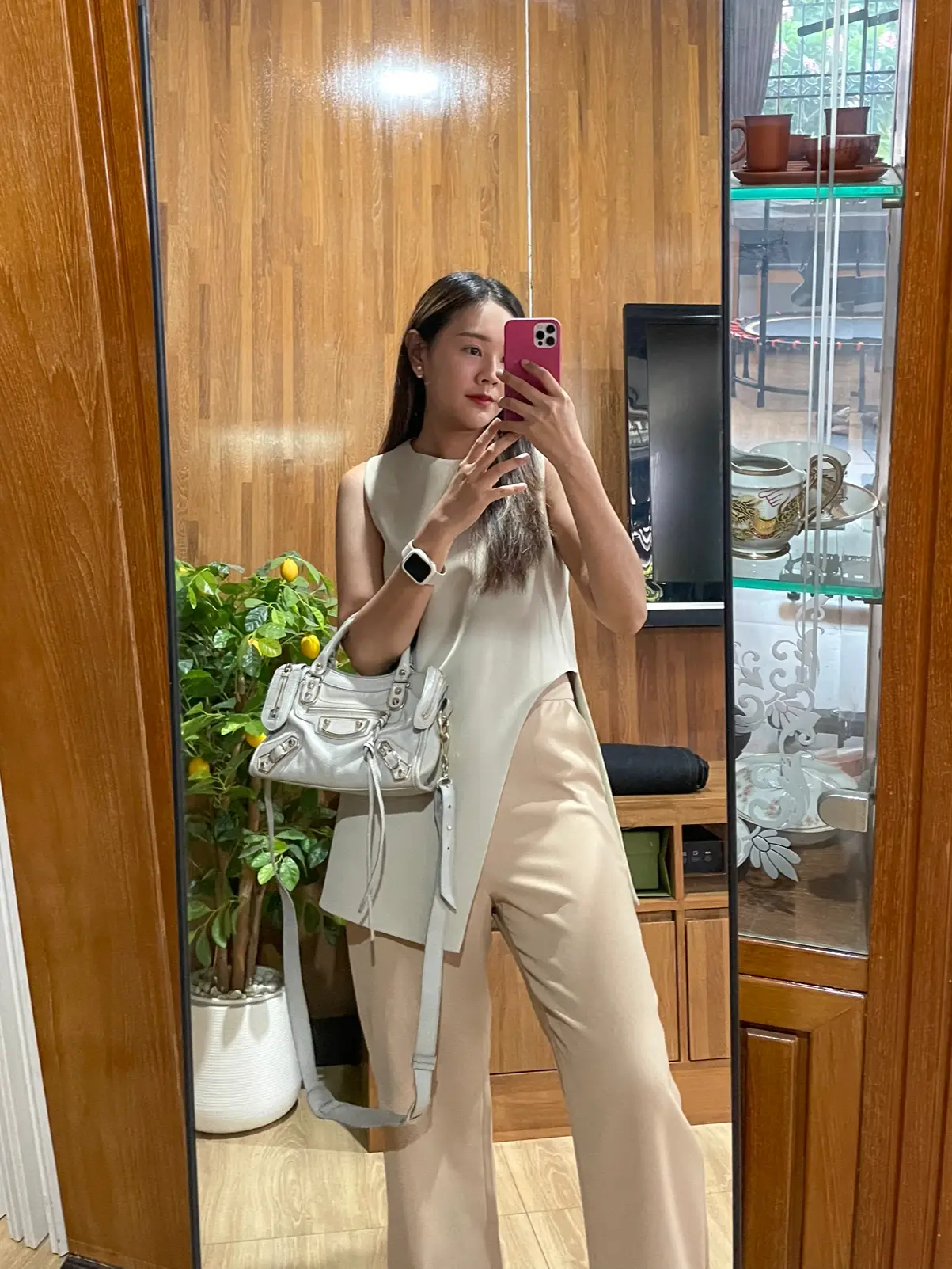 ไอเดียแต่งตัวเรียบหรู ดูแพง | แกลเลอรีที่โพสต์โดย W.wine | Lemon8