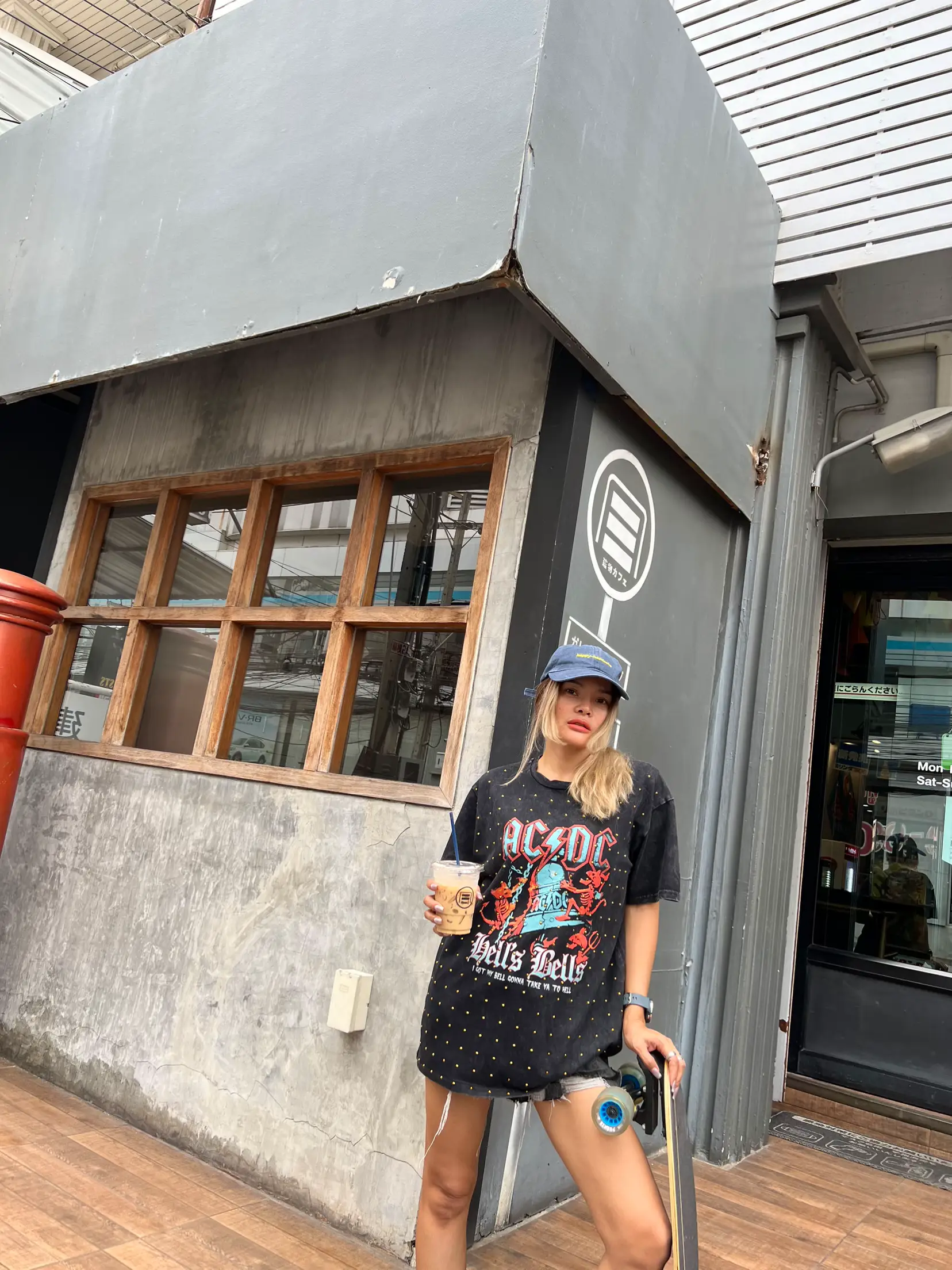 เป็นเสื้อสไตล์โอเวอร์ไซส Detail เก๋เก๋ ตรงมุดงานดีน้า😍 | แกลเลอรีที่โพสต์โดย Ying Ploy | Lemon8