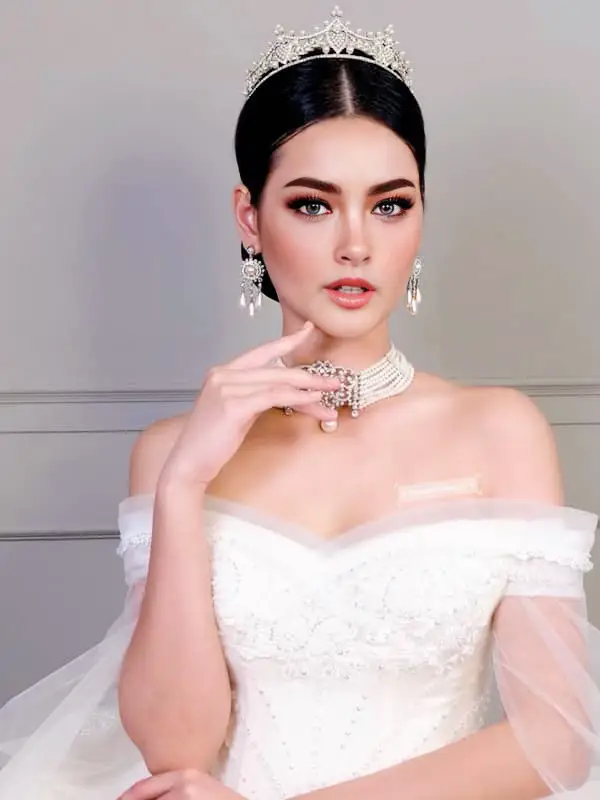 Every Girl Deserves A Perfect Wedding Dress 👰🏻‍♀️ | HelloFace Appが投稿したフォトブック | Lemon8