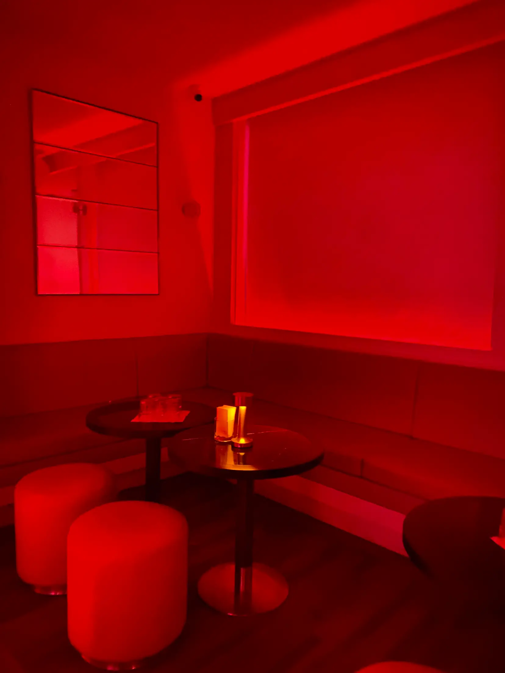 บาร์ที่เด็กอินเตอร์ฮิตไปที่สุด Milley isc ทองหล่อ 🍸 | แกลเลอรีที่โพสต์ ...