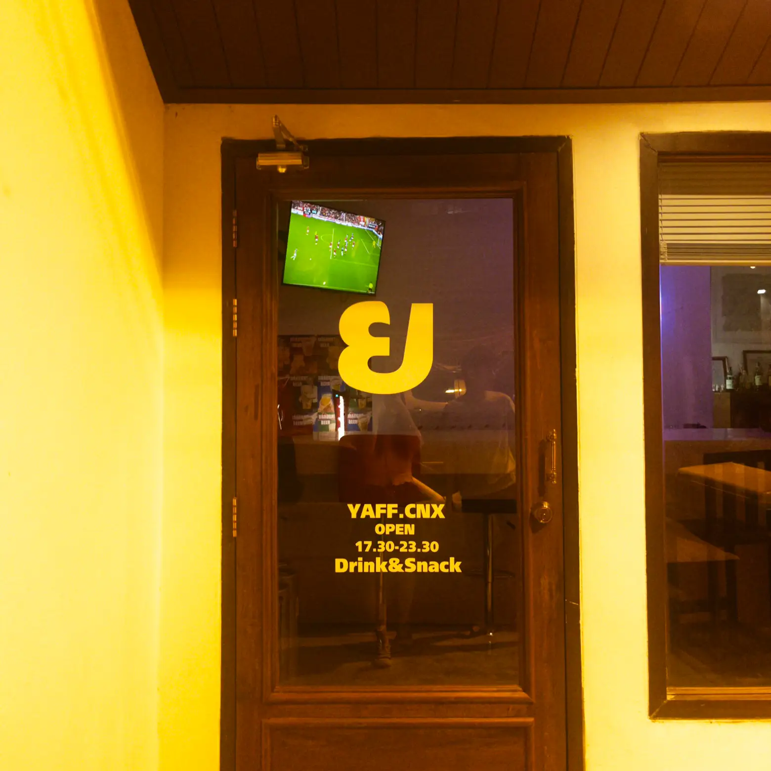 Yaff ⭐️🛋️ | บาร์ลับย่านช้างม่อย | แกลเลอรีที่โพสต์โดย joojie’s diary🪄 ...