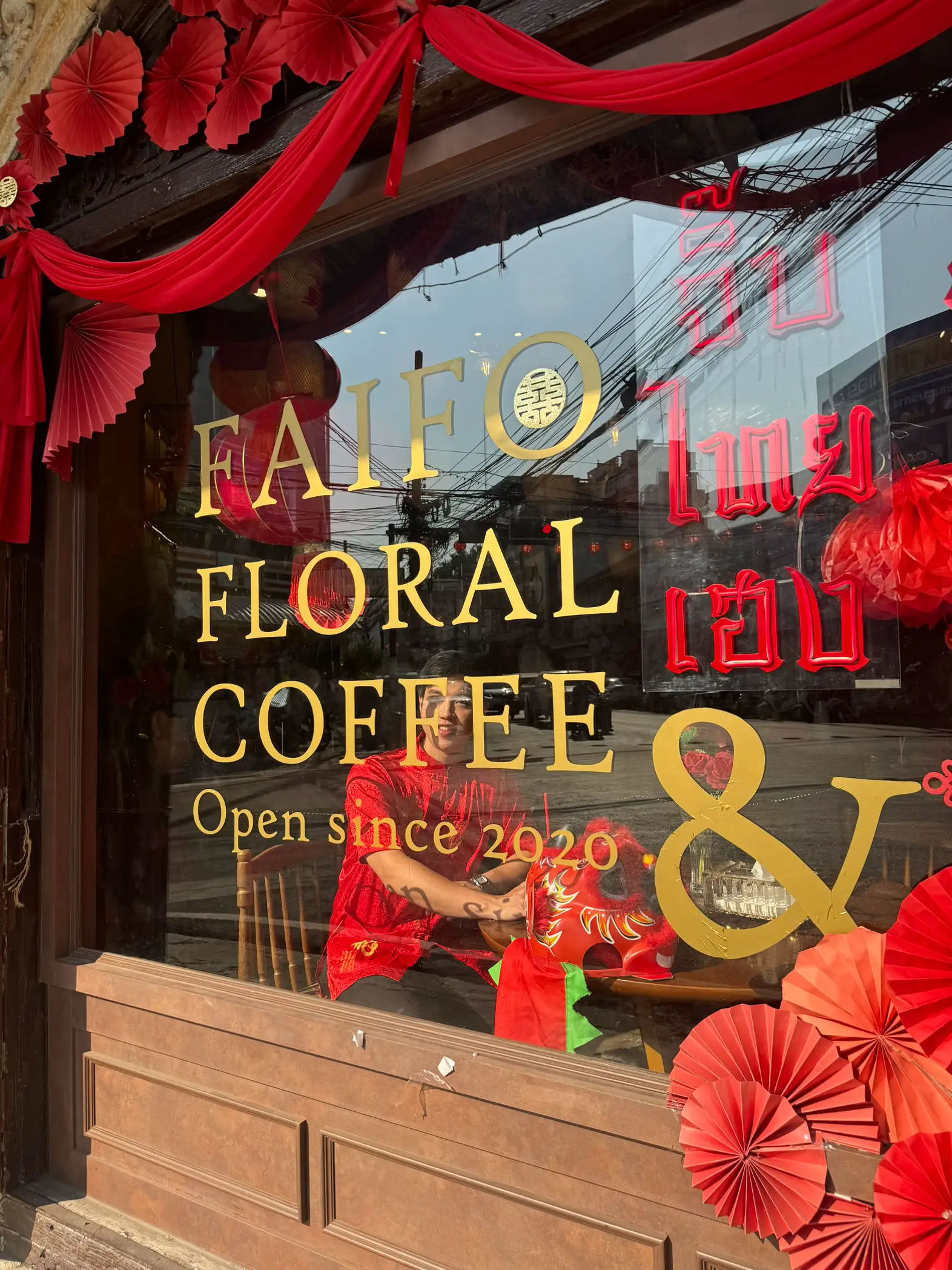 คาเฟ่ตรุษจีน สายคอนเท้นต้องไม่พลาด 📸 | แกลเลอรีที่โพสต์โดย Apichaya Guggig | Lemon8