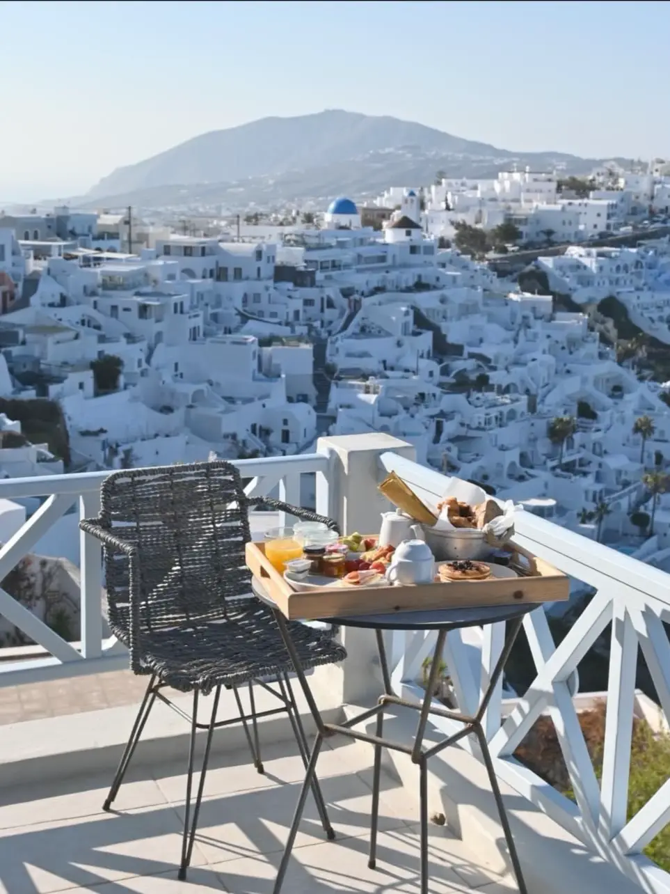 Santorini ประเทศในฝันของผม 💙 | แกลเลอรีที่โพสต์โดย WithMyShutter | Lemon8