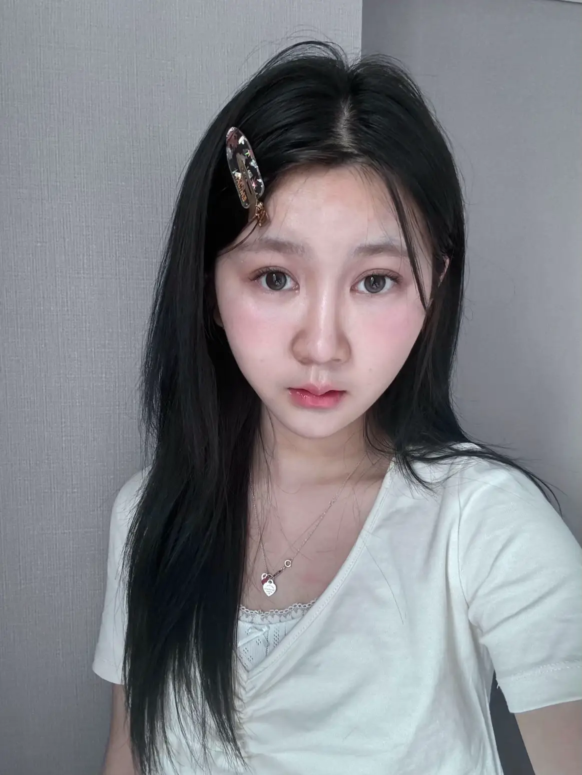 Soft pink makeup 🐰💕 | แกลเลอรีที่โพสต์โดย Lili | Lemon8