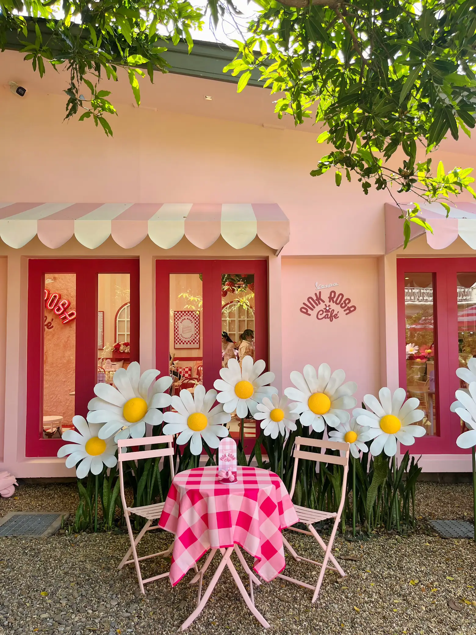 PINK ROSA CAFE‘ 💖 คาเฟ่สีชมพูสุดคิ้วท์ | แกลเลอรีที่โพสต์โดย Skyquare ...