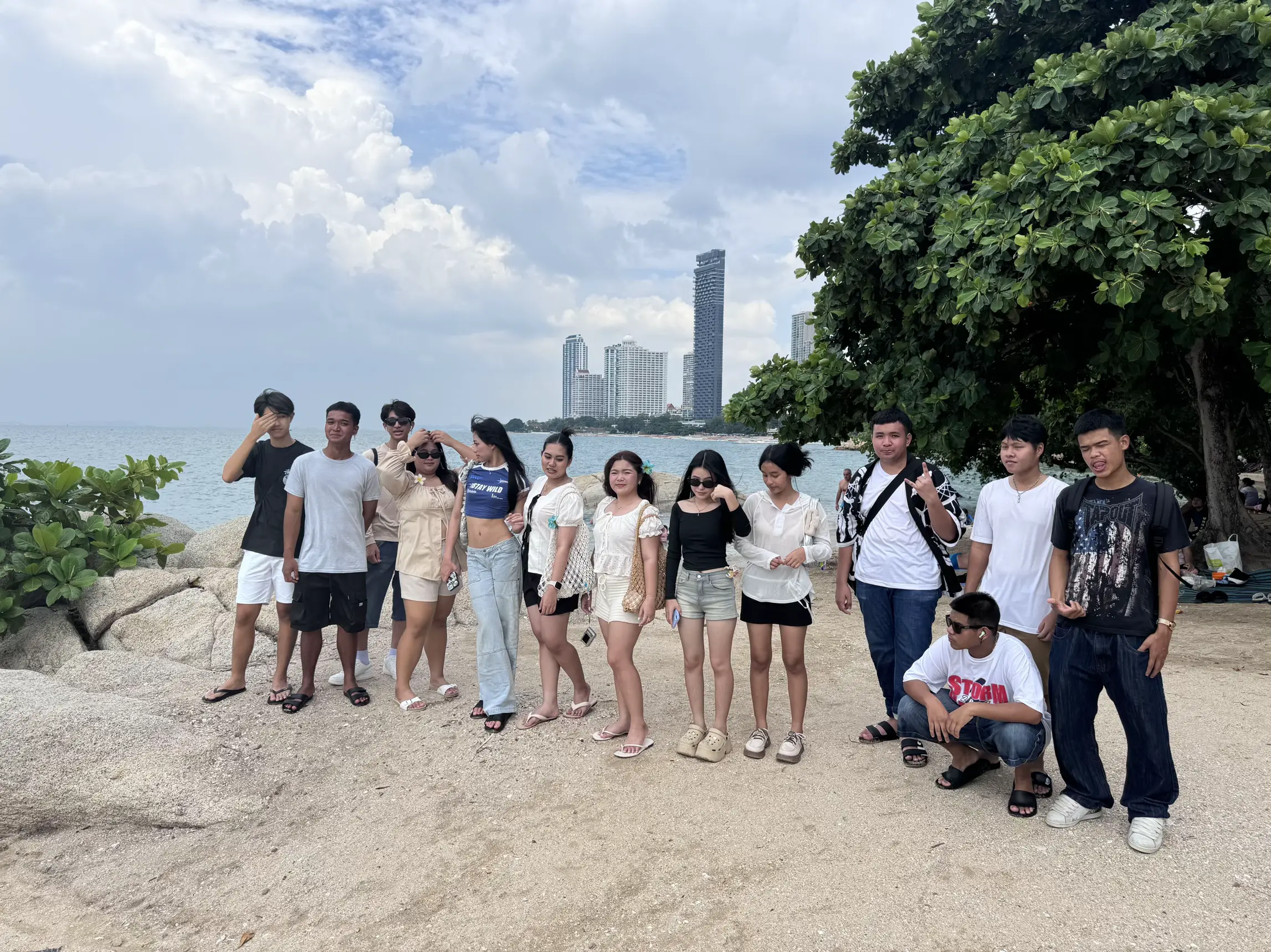 Plan trips Pattaya with Friends🌊‼️ | แกลเลอรีที่โพสต์โดย 𝑅𝐴𝑀𝐼𝐷𝐴. | Lemon8